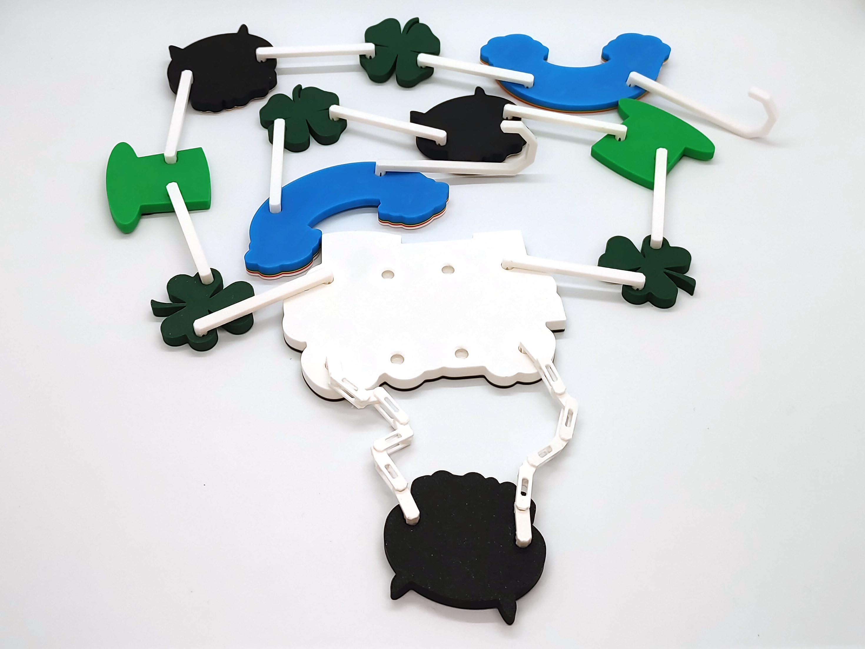Snap Together St. Patrick's Day Garland by fixumdude | Download free ...