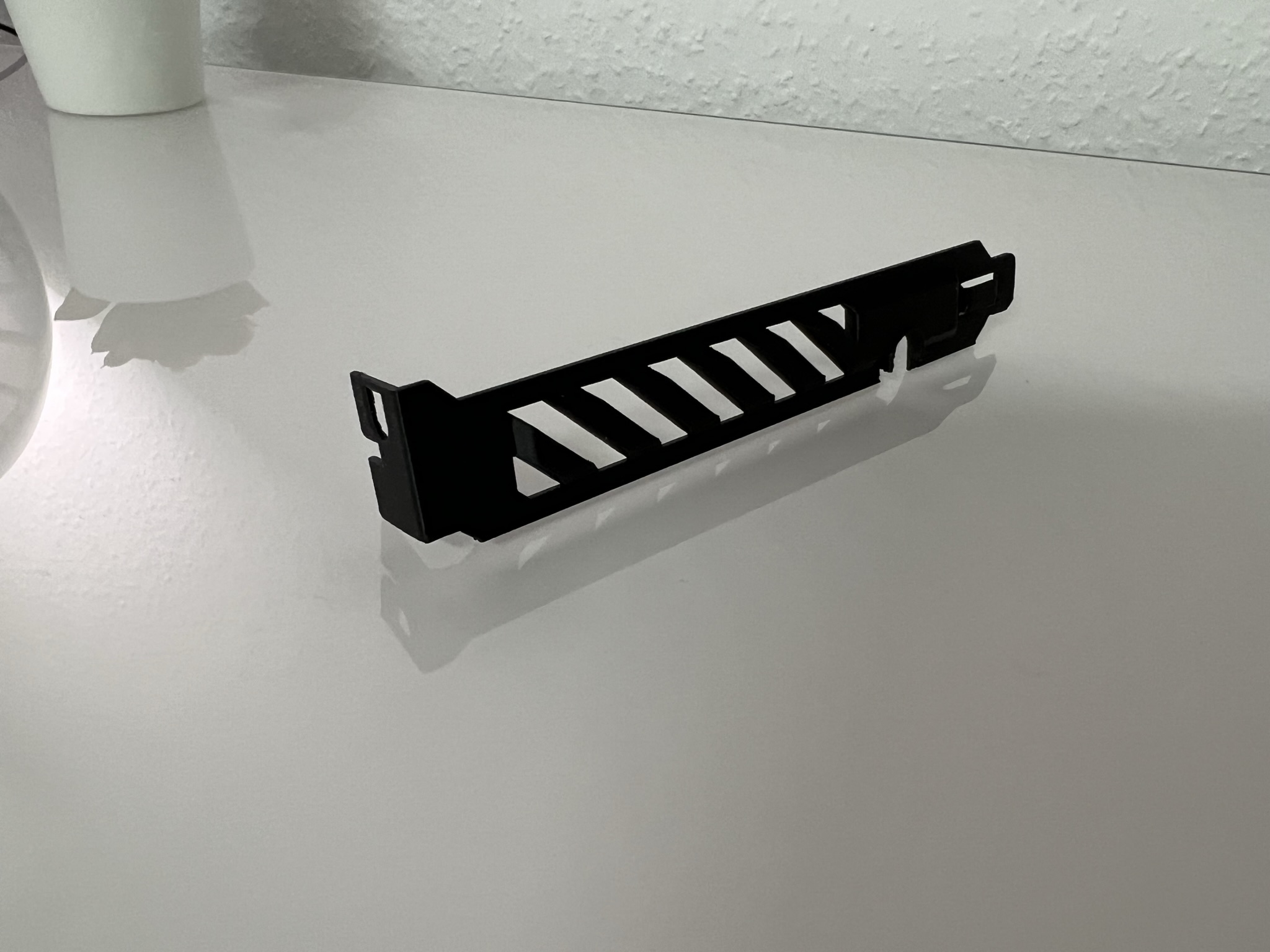 PCIE Bracket - Cable feed through by hgross | Download free STL model ...