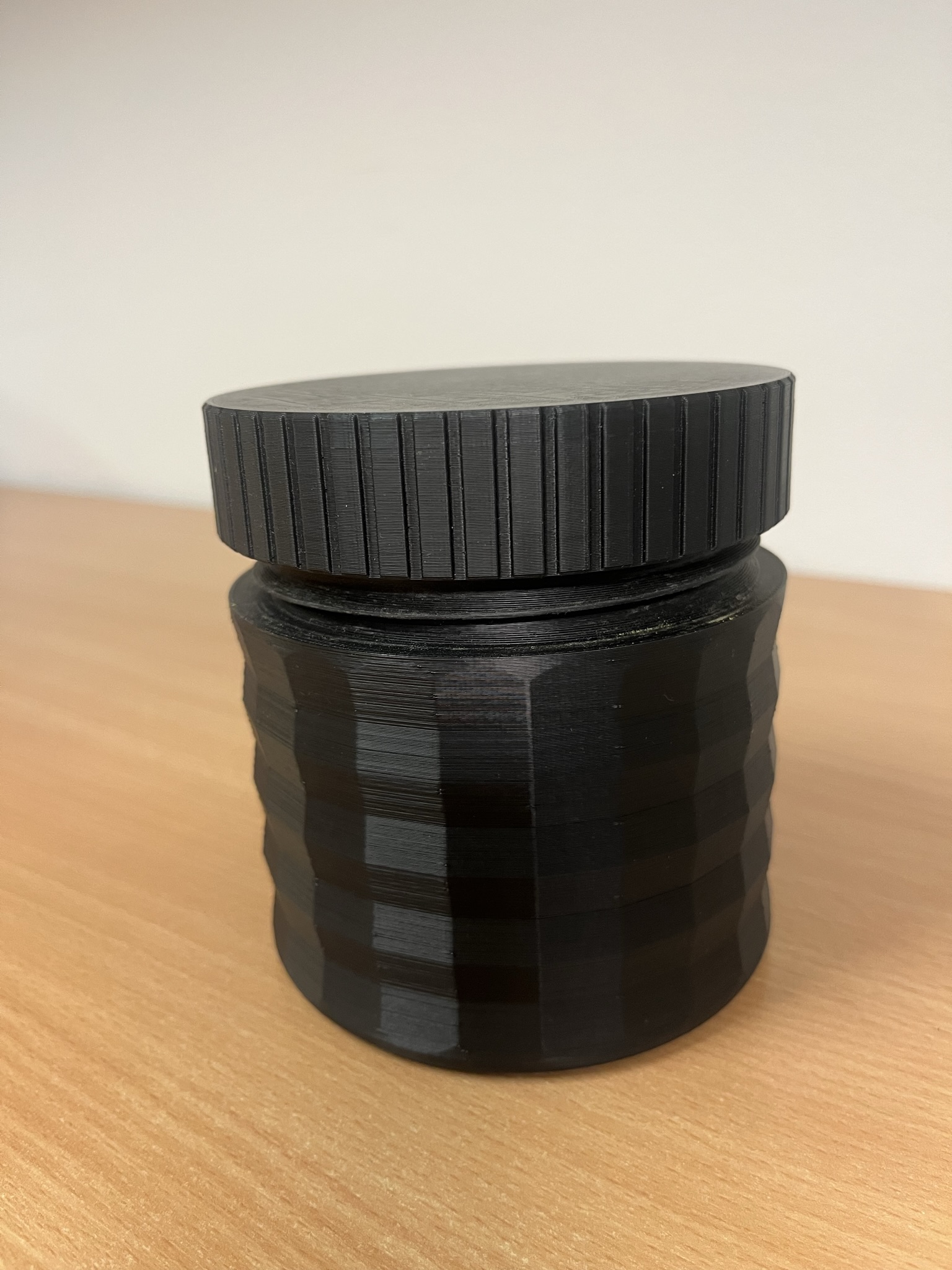 Kratom Storage jar with measuring cup by marsl | Download free STL ...