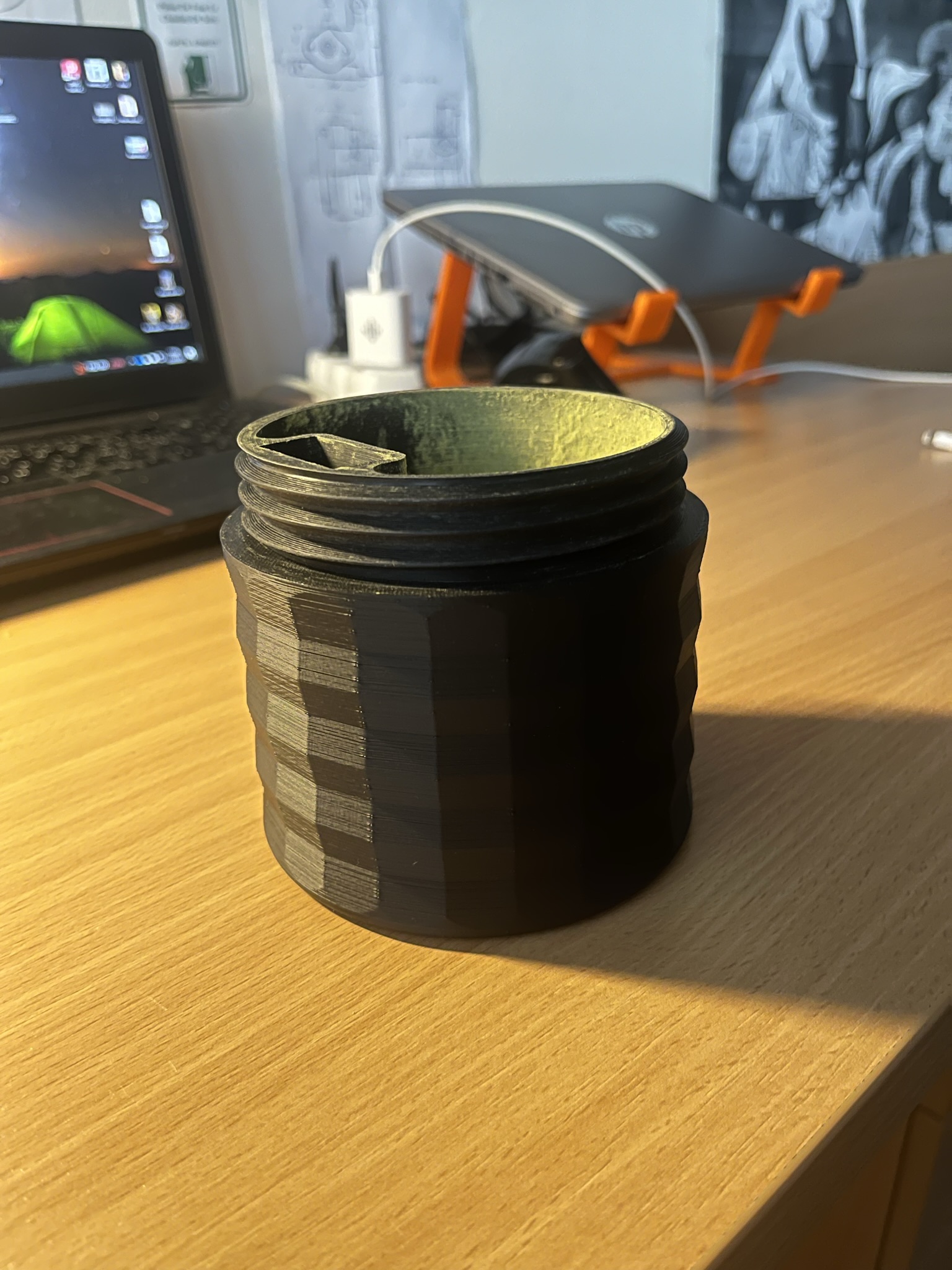 Kratom Storage jar with measuring cup by marsl | Download free STL ...