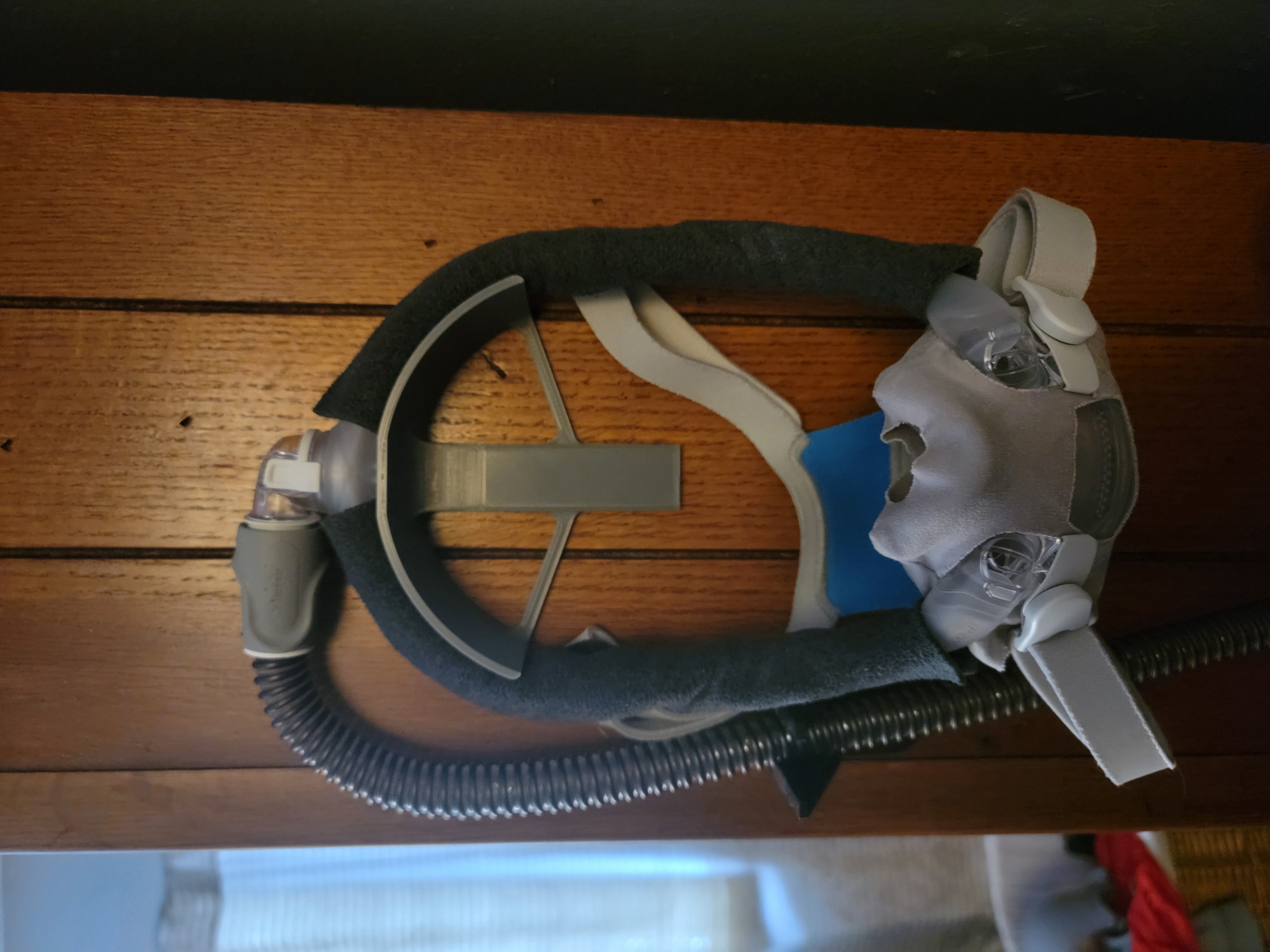 CPAP Headgear Holder for ResMed AirFit F30i by Robert Hammang | Download free STL model ...