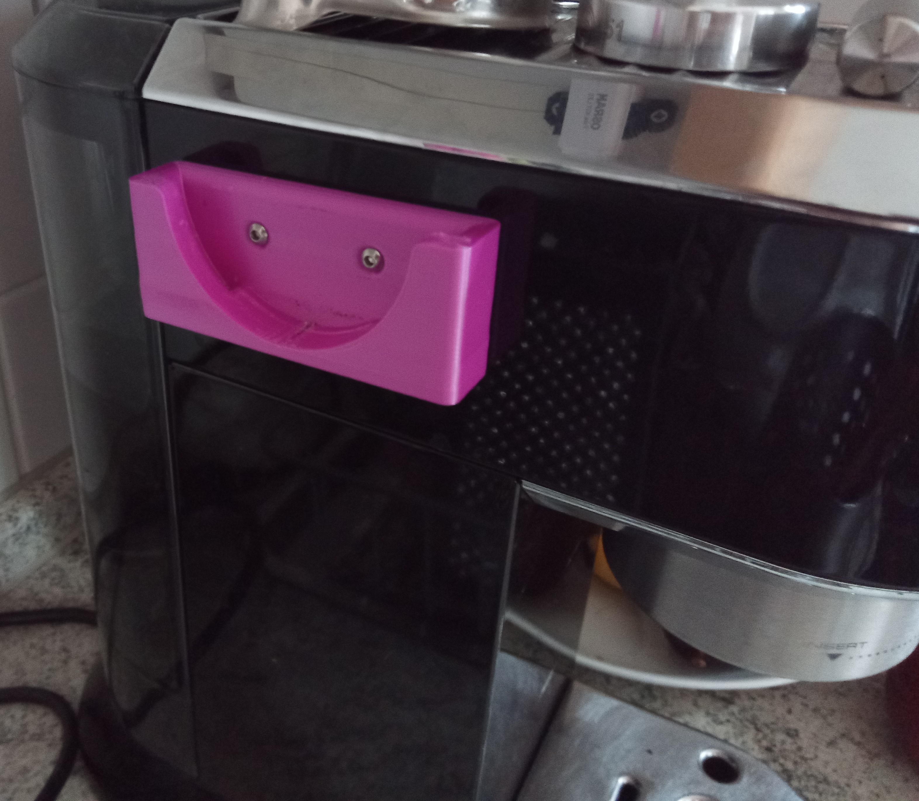 DeLonghi Dedica EC680/EC685 portafilter hanger by b3n3d1k7 | Download ...