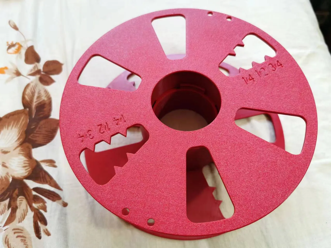 Bambu AMS Filament Spool by chenwei | Download free STL model ...