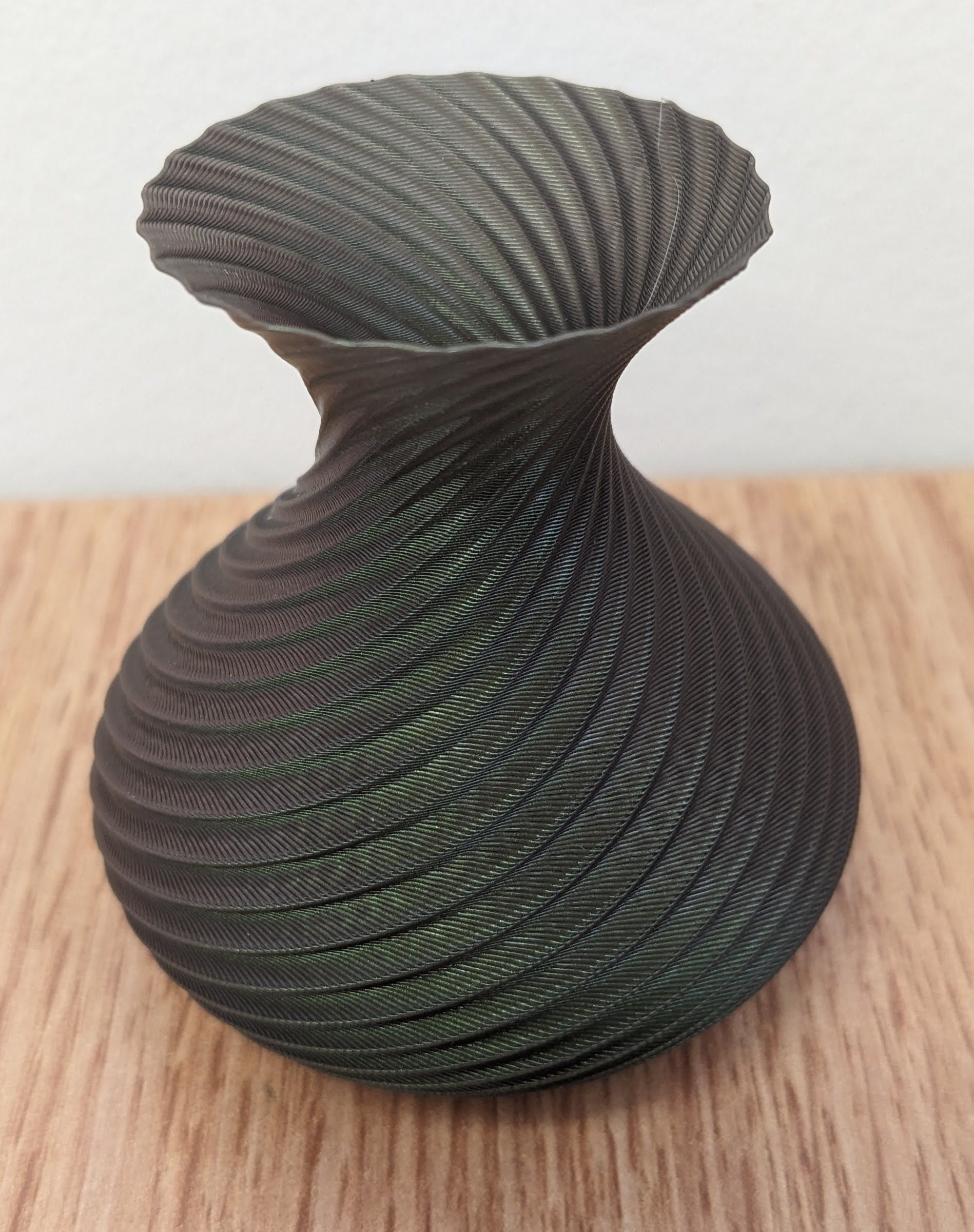 Twisted Sine Vase by TomM | Download free STL model | Printables.com