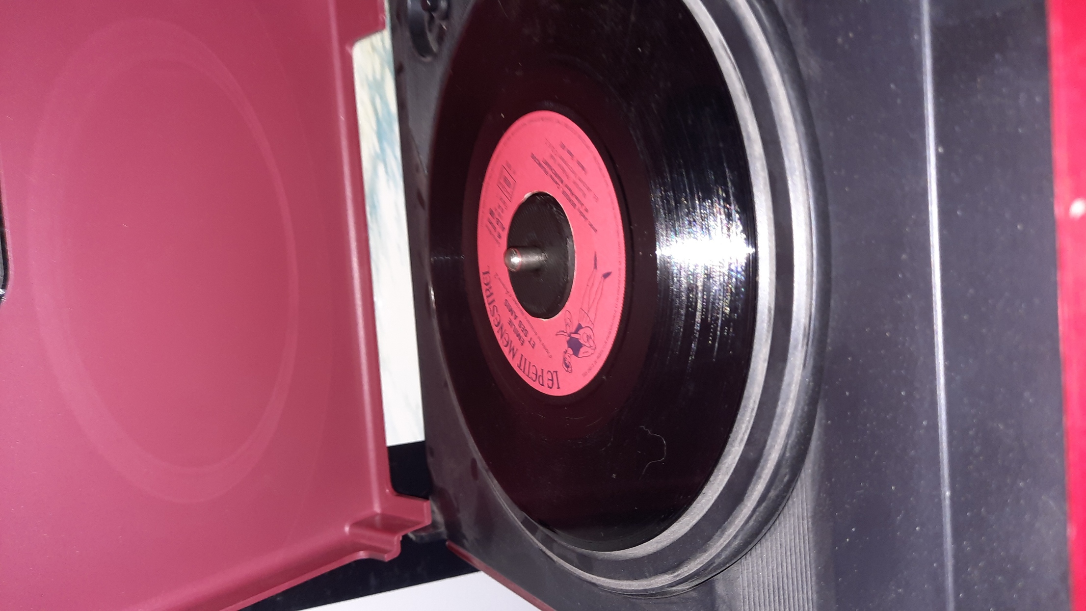 Single 45 rpm adapter ||| Adaptateur simple pour vinyls 45 tours by ...