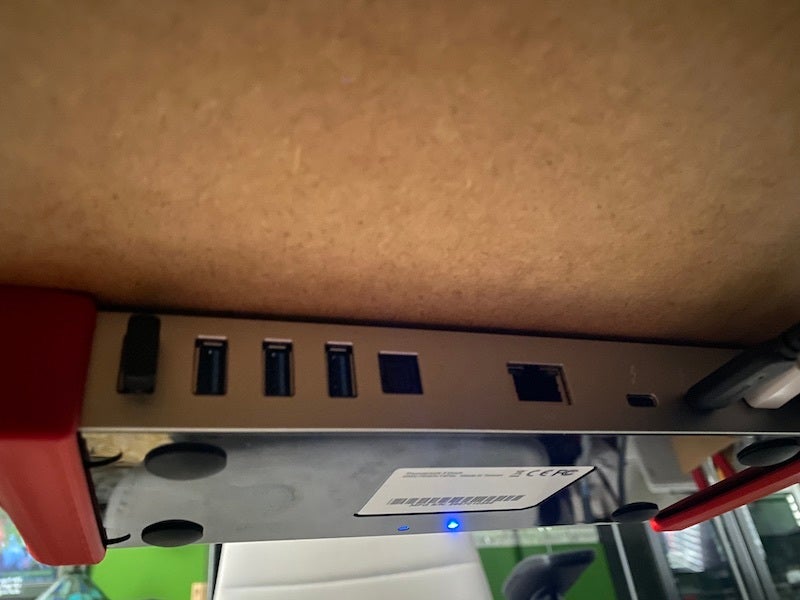 OWC Thunderbolt 3 Dock Under-Desk Mount by GeekToyBox | Download free ... OWC Thunderbolt 3 Dock Under-Desk Mount by GeekToyBox | Download free ...