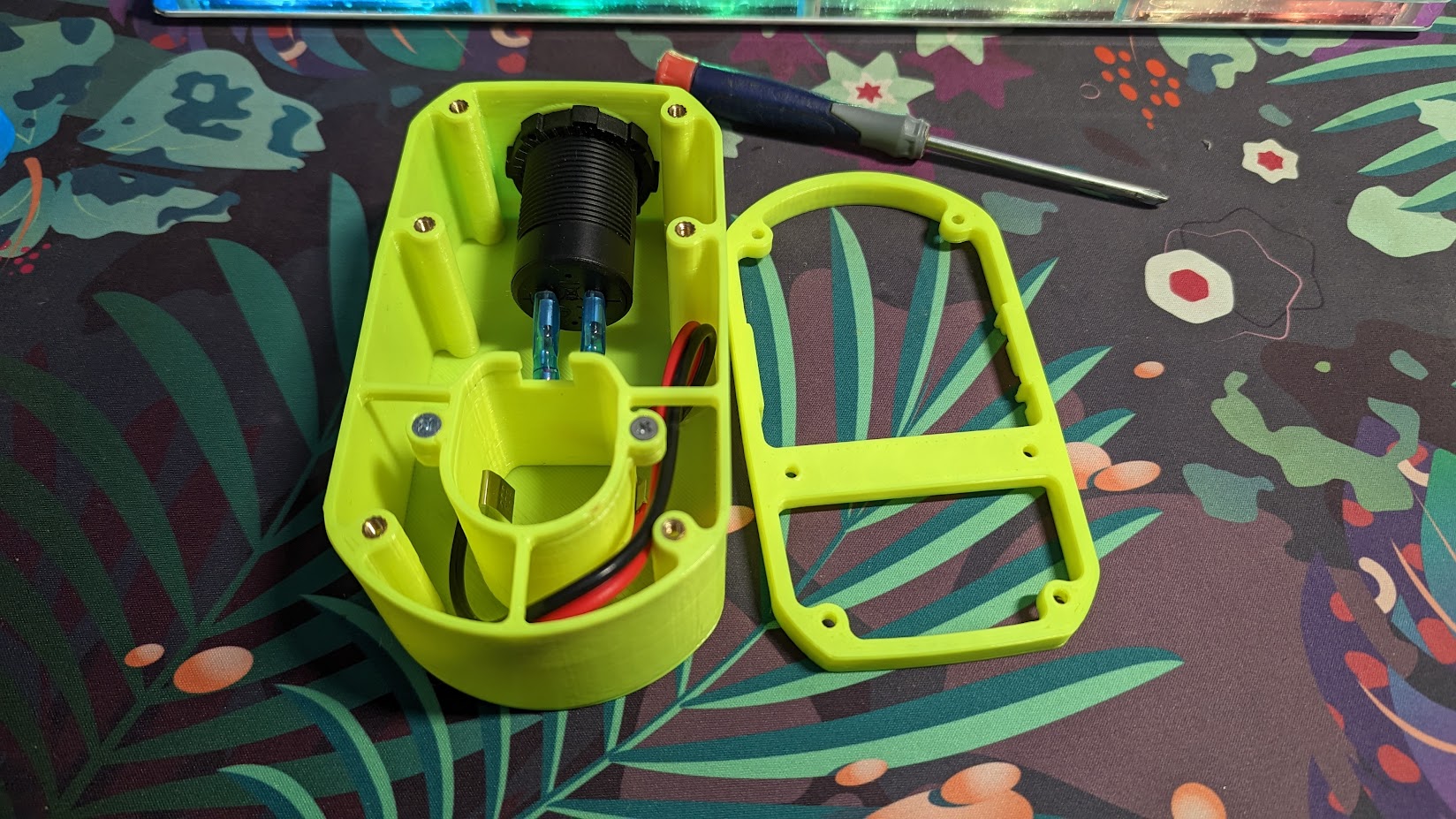 Ryobi Battery Adapter - USB Powerbank Version von donutcat ...