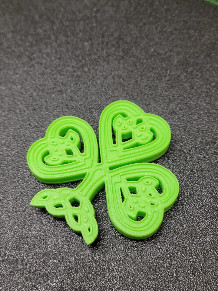 Shamrock with Celtic Pattern by Overall Makerworks | Download free STL ...