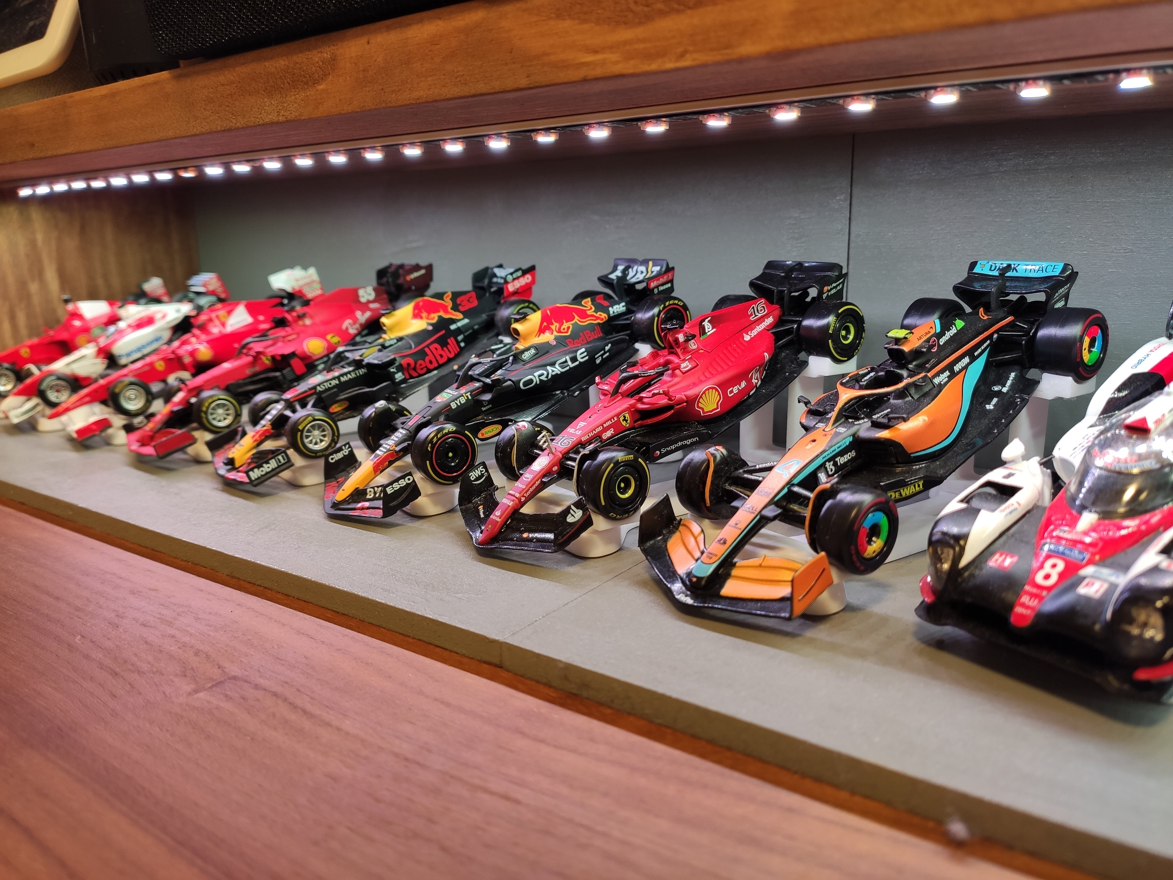 Model Car Angled Stand by dimeman | Download free STL model ...