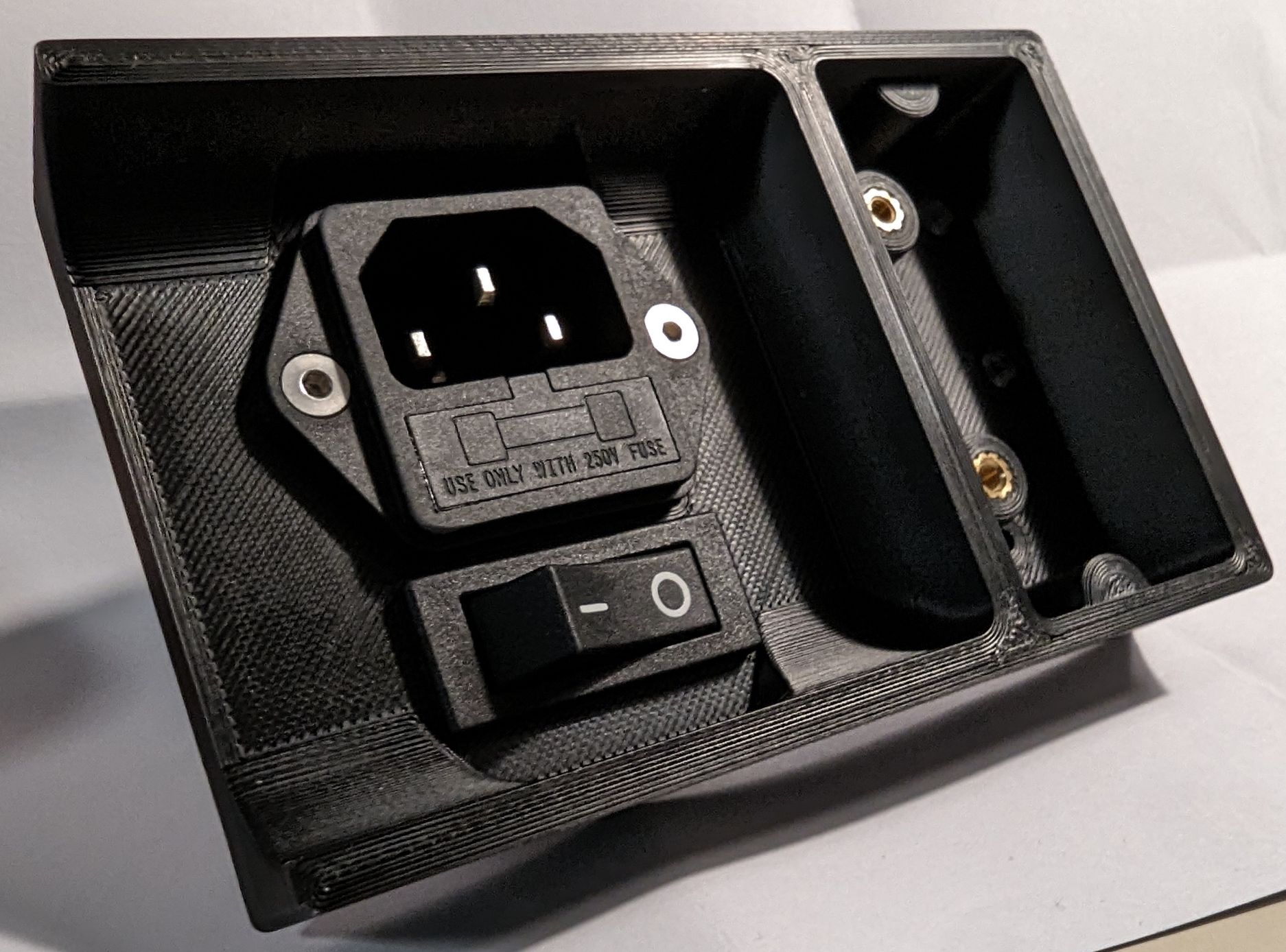 Enderwire R2 Stock Ender 3 v2 Power Inlet by thedoginthewok | Download ...