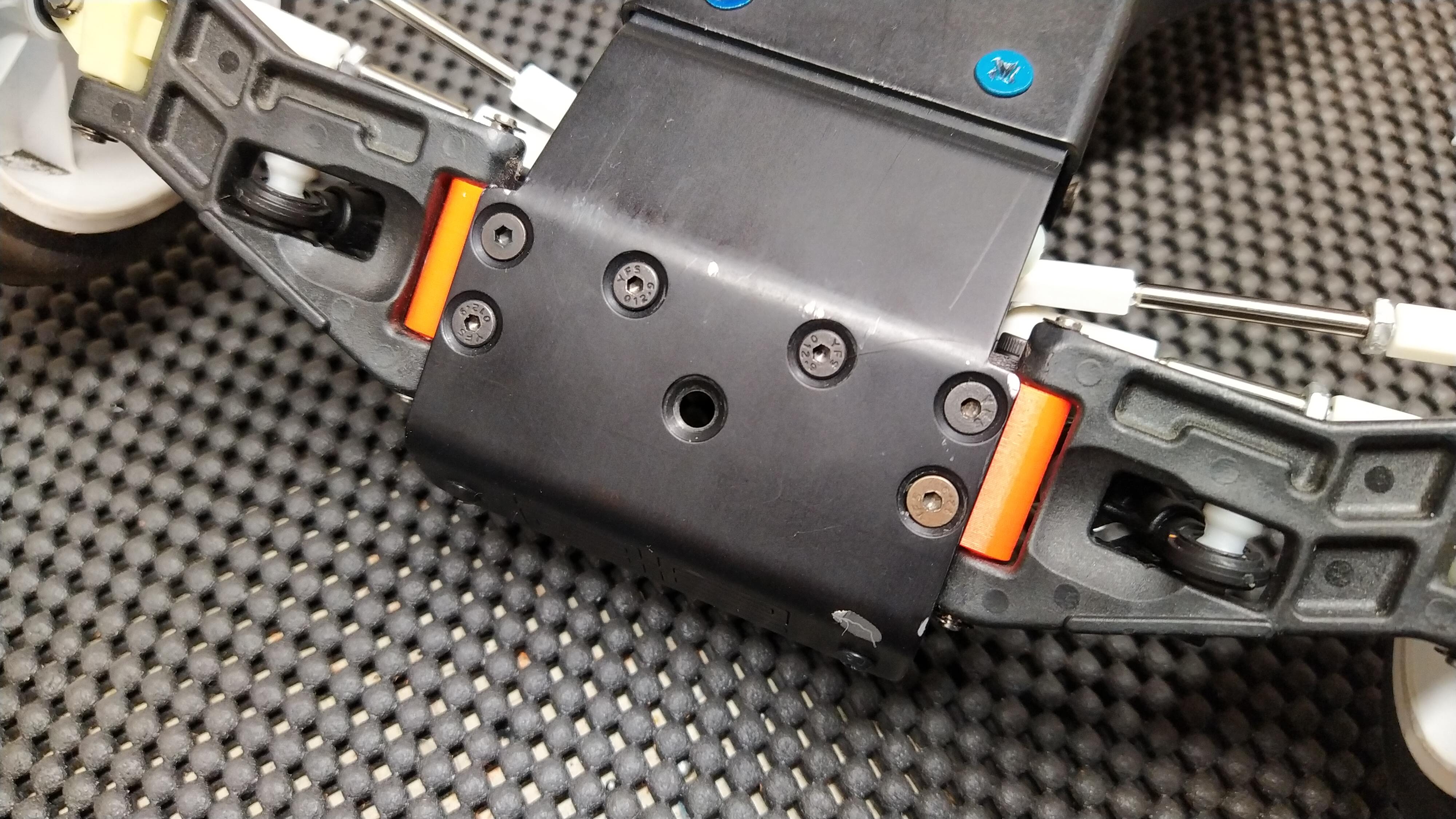 RC10 front arm mounts NIX62084 by Niki | Download free STL model ...