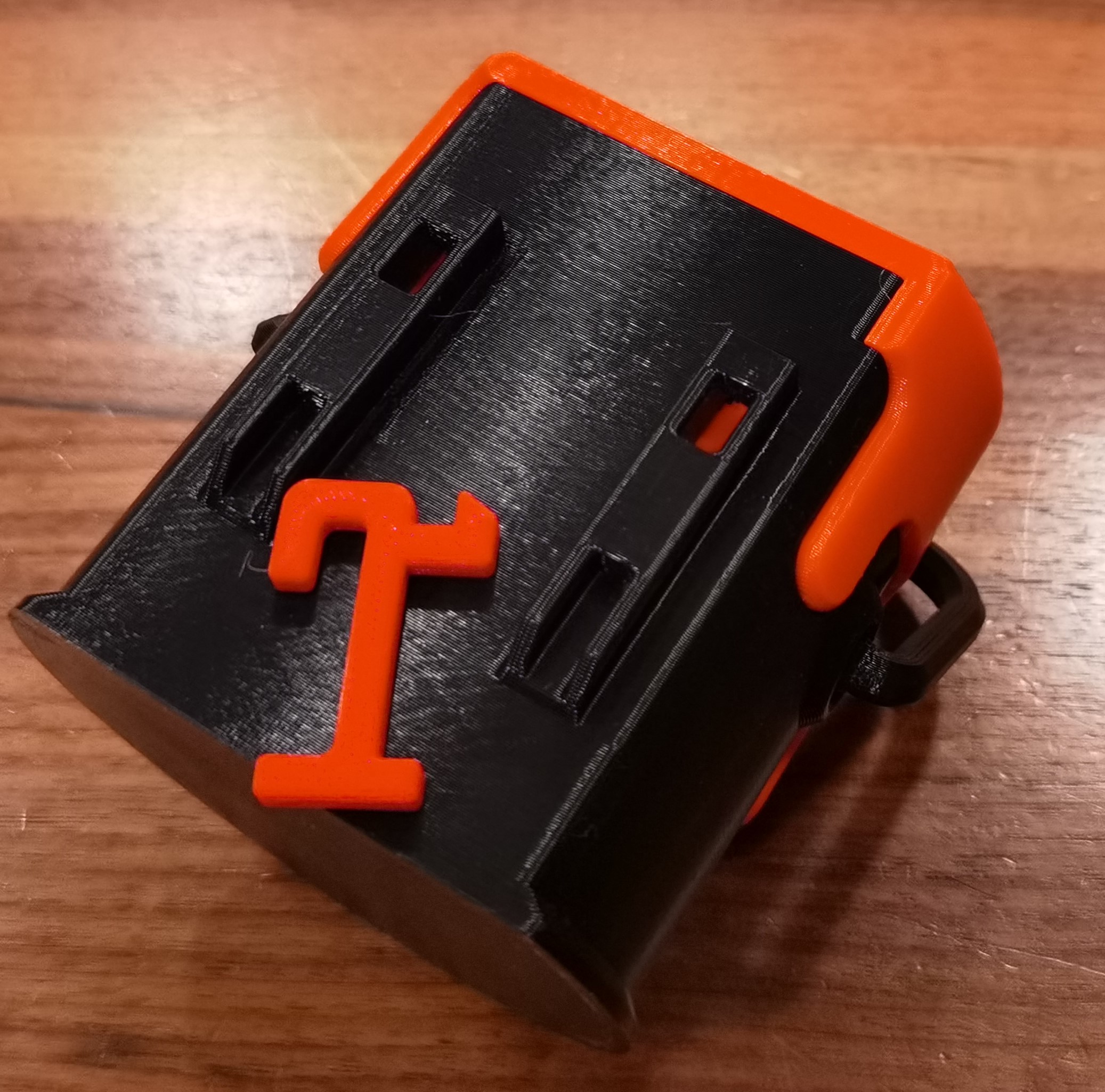 Drippy Bucket for Skadis by Der.Hubi | Download free STL model ...