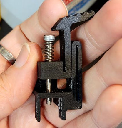 Separated Idler Lock for Dunil's Idler Body by San D | Download free ...