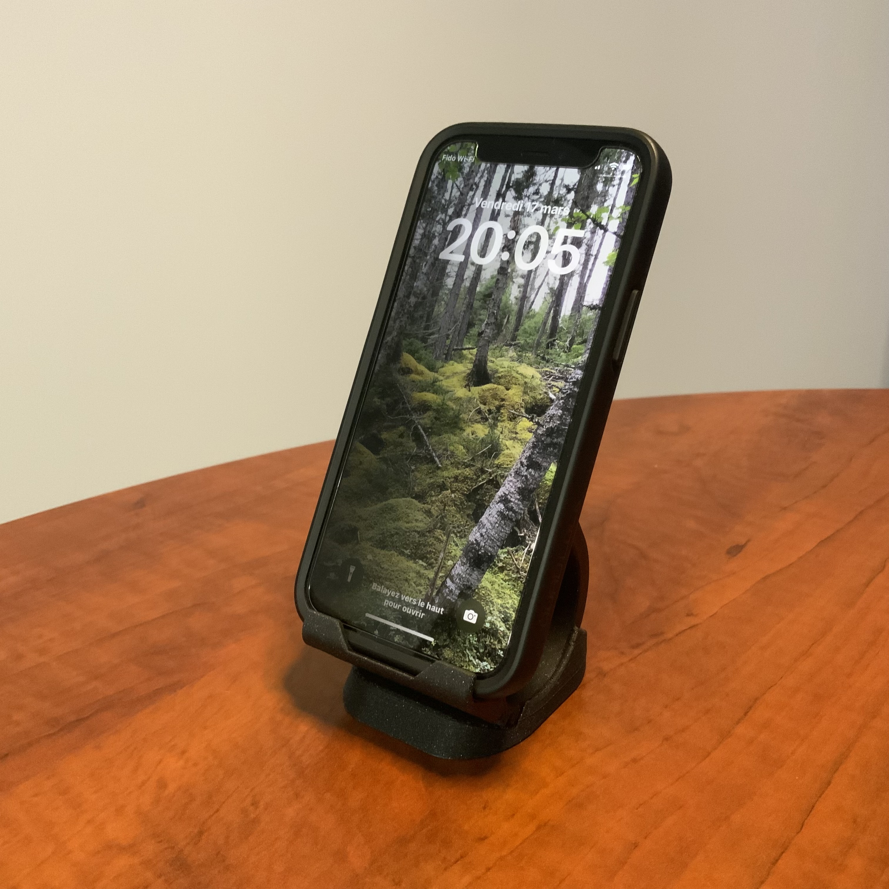 Gear Phone Stand por DaHouzKat | Descargar modelo STL gratuito ...