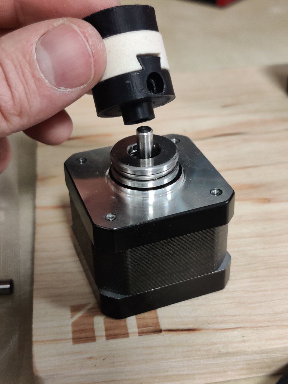 Oldham dovetail coupling (plus thrust bearing) by michelegz | Download ...