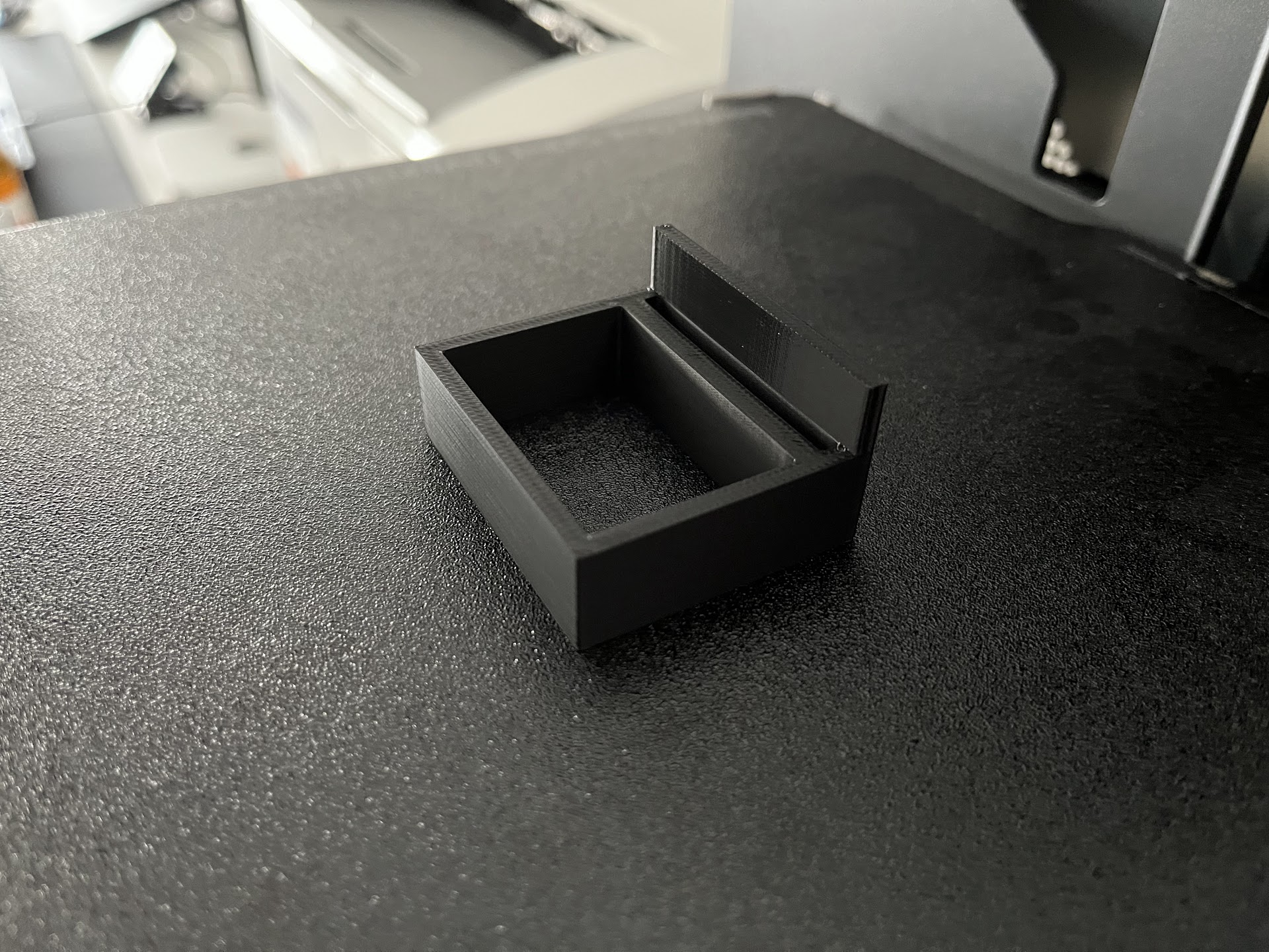 Logitech C270 Riser by zephyris | Download free STL model | Printables.com