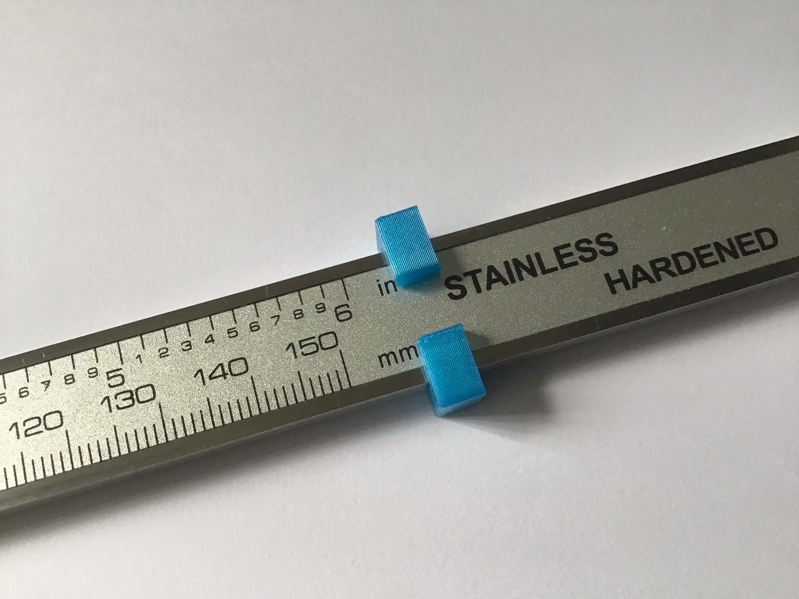 Clip for digital caliper by Fizzio55 | Download free STL model ...