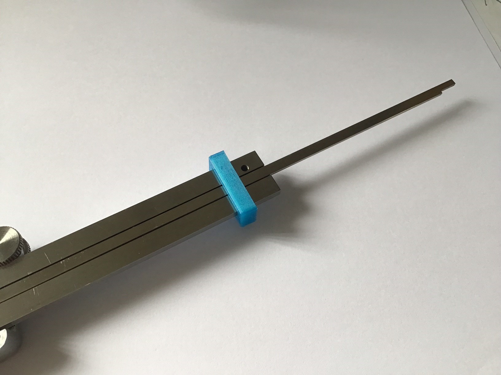 Clip for digital caliper by Fizzio55 | Download free STL model ...