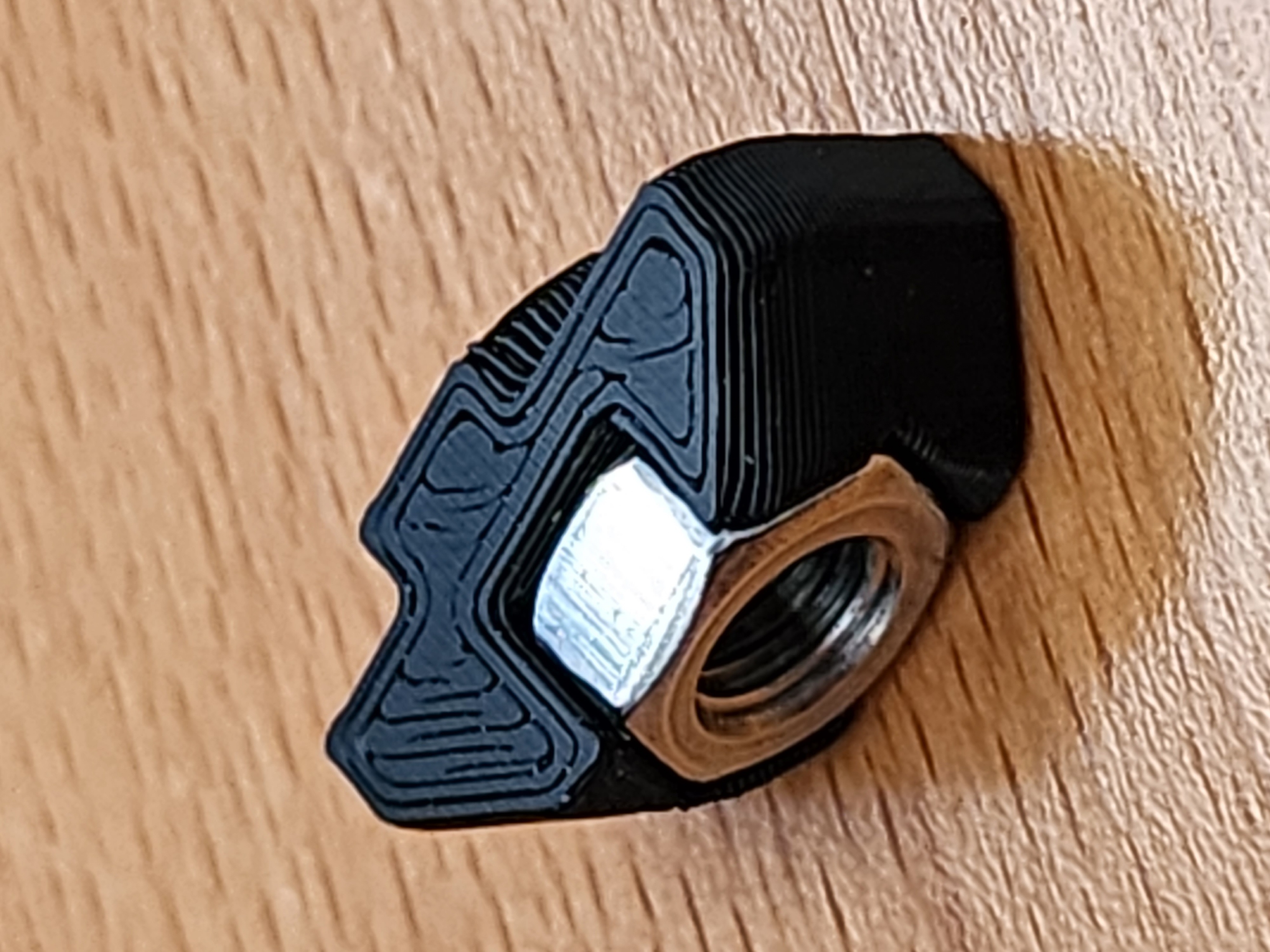 Remixed M5 T-Nut for captive nuts and a better fit on 30x30 Aluminum ...