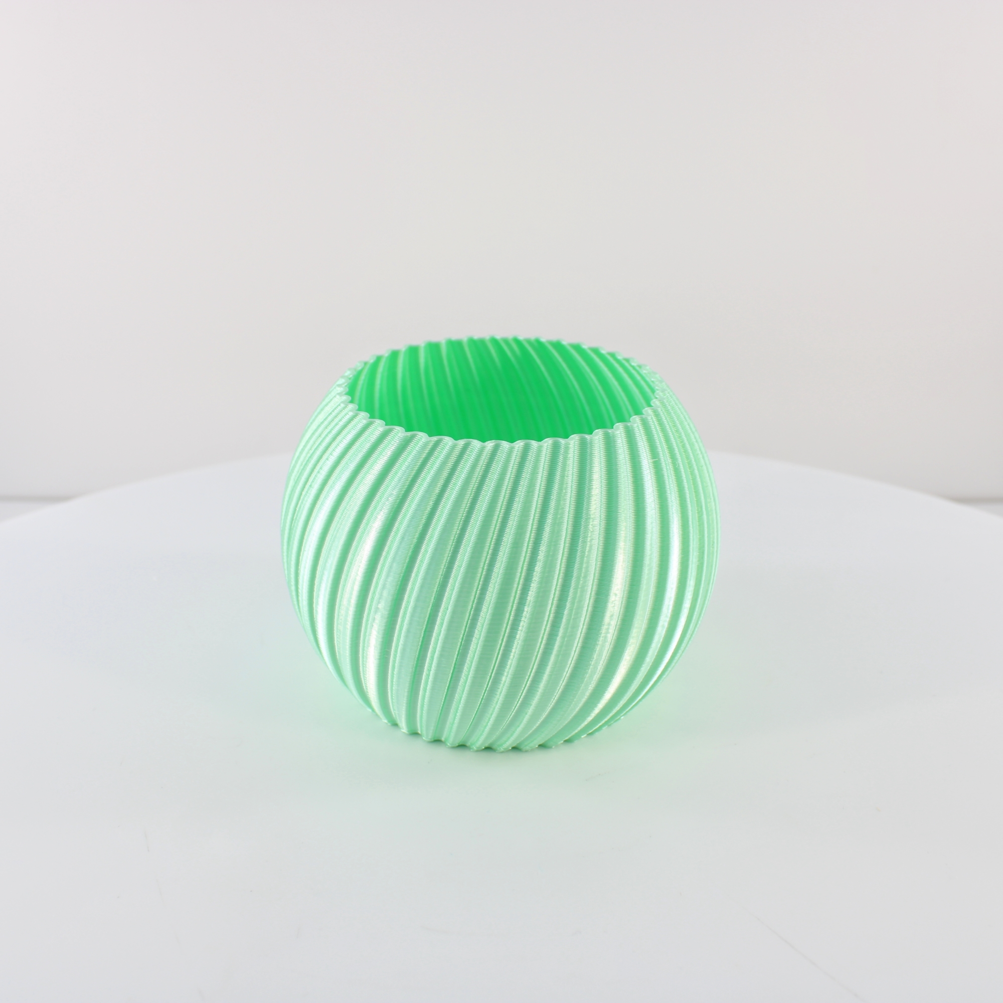 Sphere Planter Striped - (Vase Mode) by Slimprint | Download free STL ...