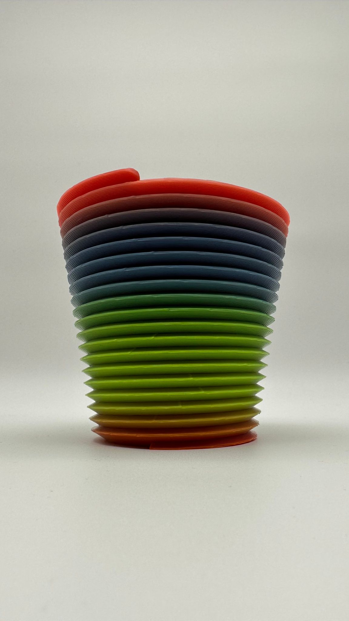 Helix Planter / Spiral Planter by PrintFabLab | Download free STL model ...