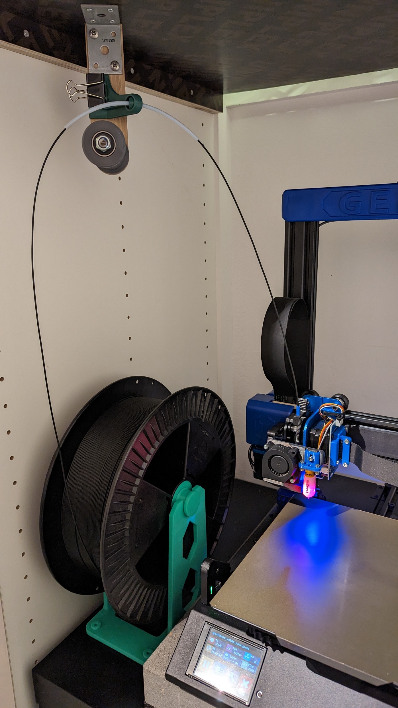 Filament Guide by a_shj | Download free STL model | Printables.com