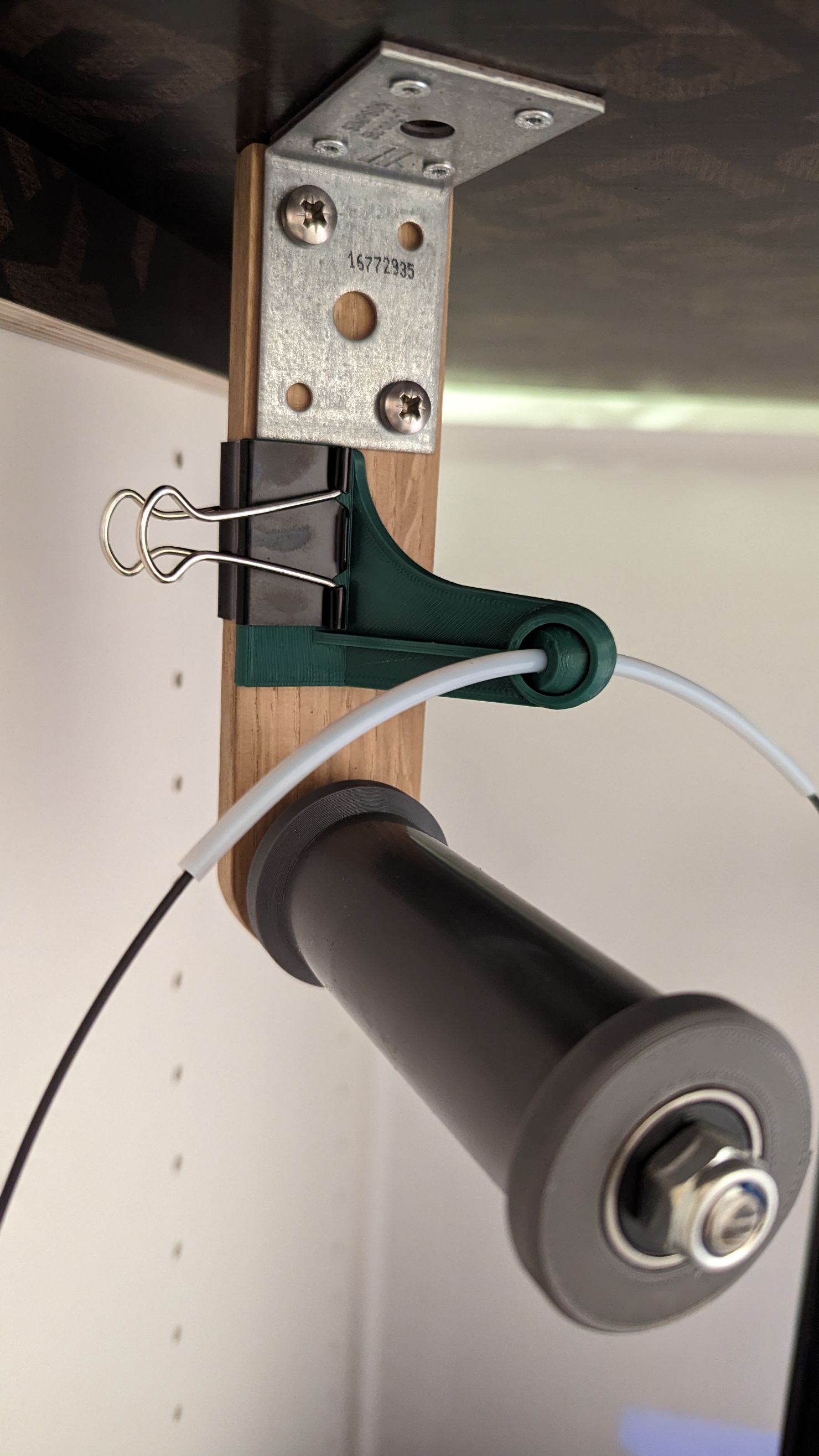 Filament Guide by a_shj | Download free STL model | Printables.com