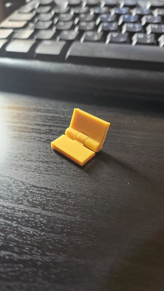 Simple Hinge by Ahmad El Senary | Download free STL model | Printables.com