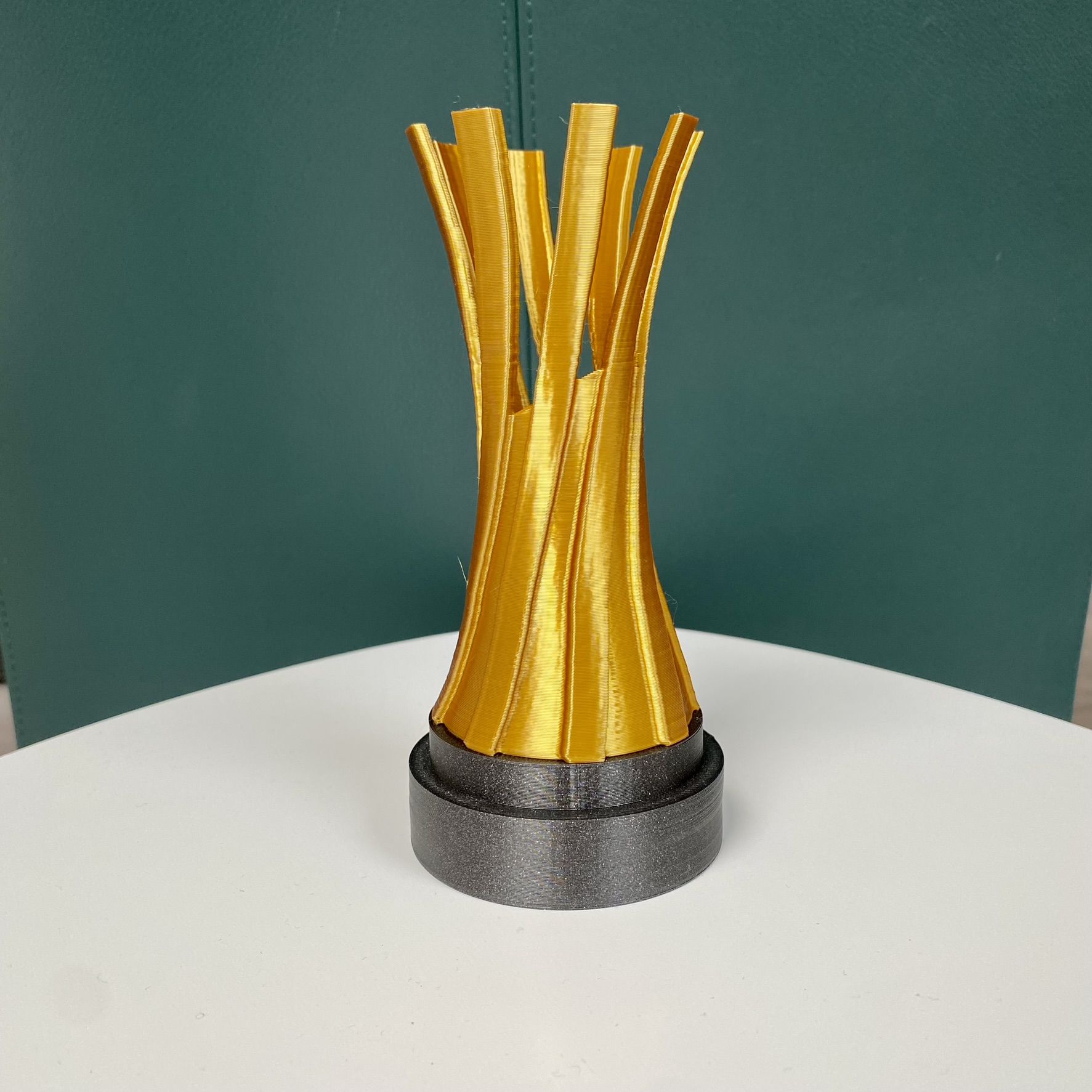 Contemporary Trophy by Richard | Download free STL model | Printables.com