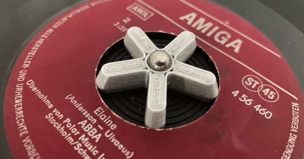 Single (7" 45rpm) Adapter by hn3000 | Download free STL model | Printables.com