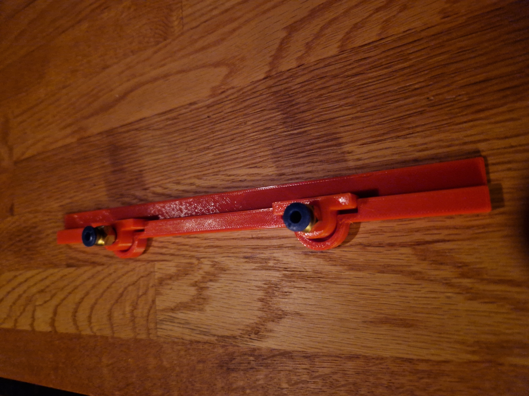 Lack Enclosure filament feed by echo | Download free STL model ...