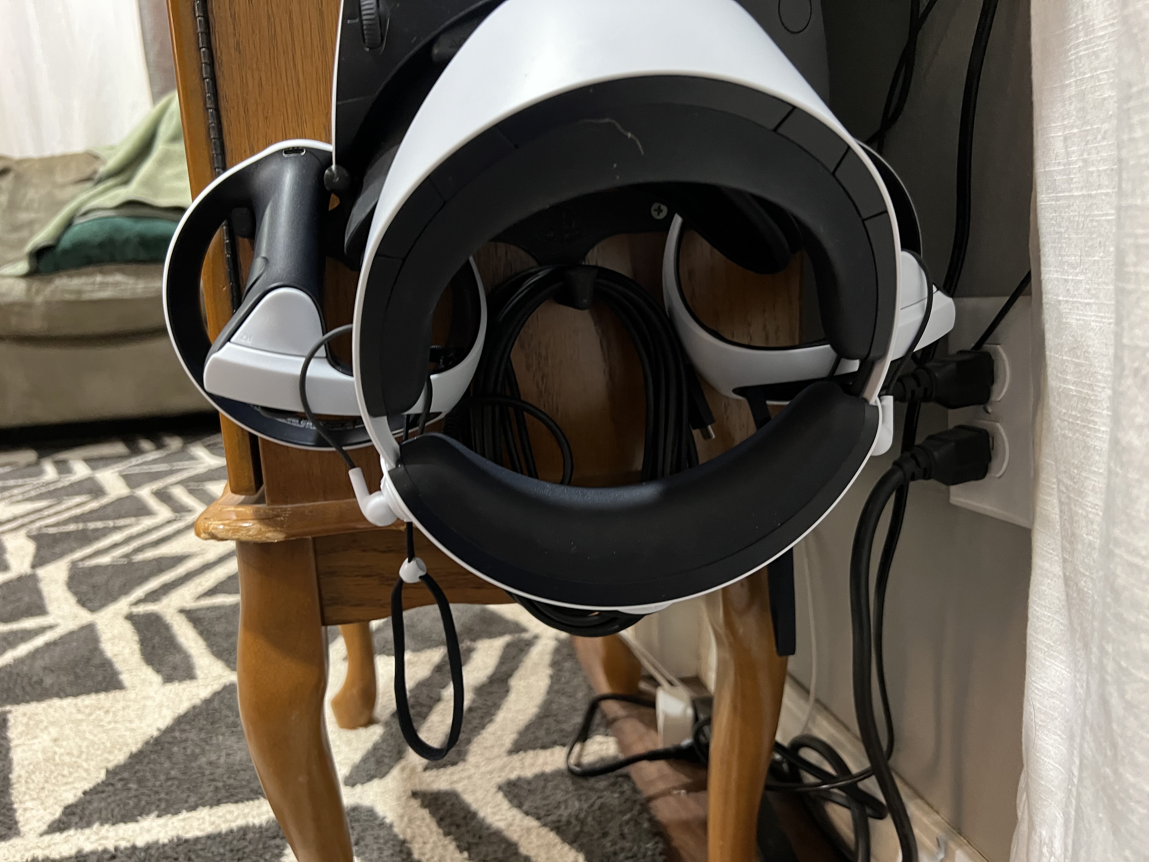 PSVR2 Wall Mount - V2 by WesYarber | Download free STL model ...