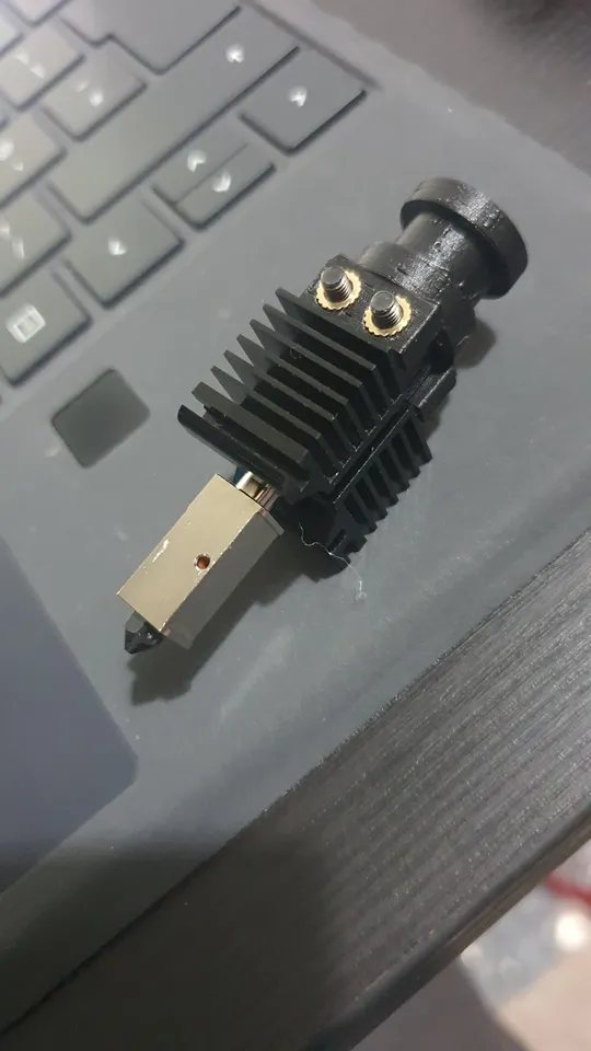 V6 style groove mount adapter for Bambu hotend by Blockatiel | Download ...