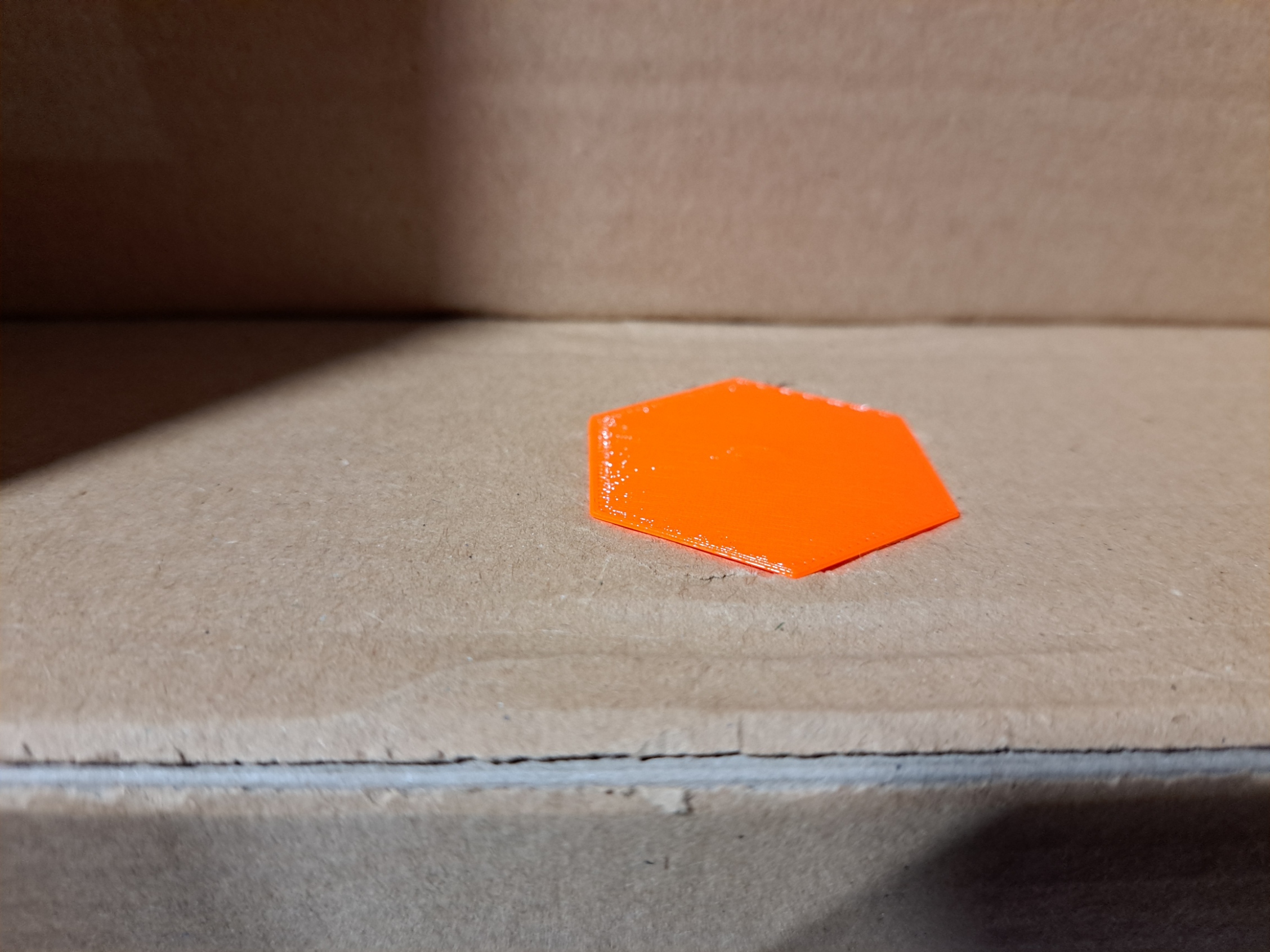Prusament Cardboard Box Hex Plug by Rodarbal | Download free STL model ...