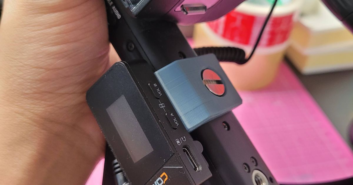 90° Cold Shoe Mount for the Sony FX3/FX30 XLR Handle by aidilmazlan ...
