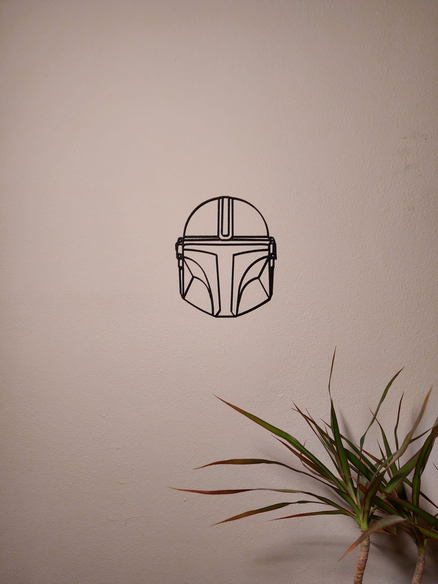 Mando helmet wall decoration by alphablau | Download free STL model ...