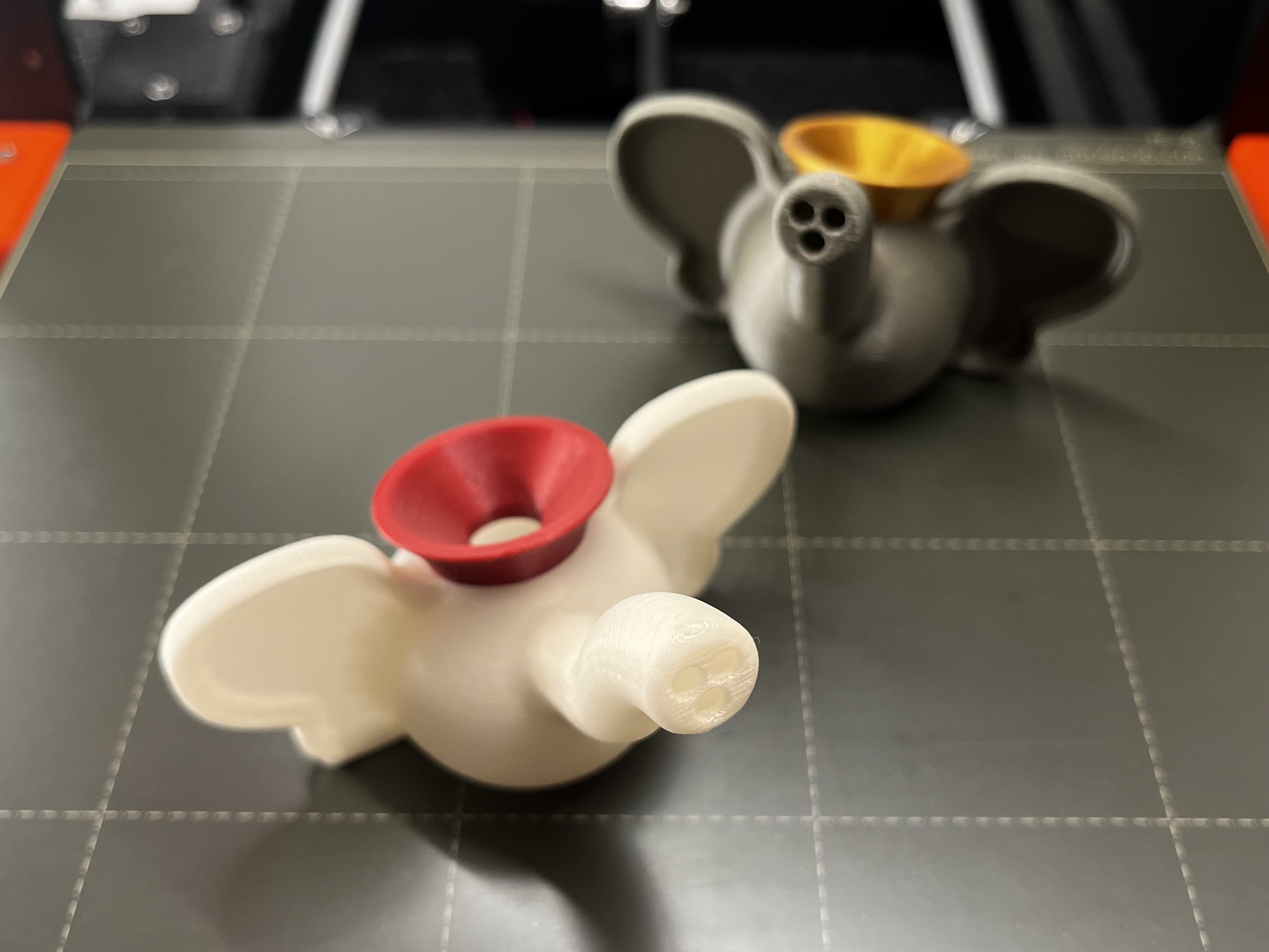 Babar - The water spouting elephant by Silfer | Download free STL model ...