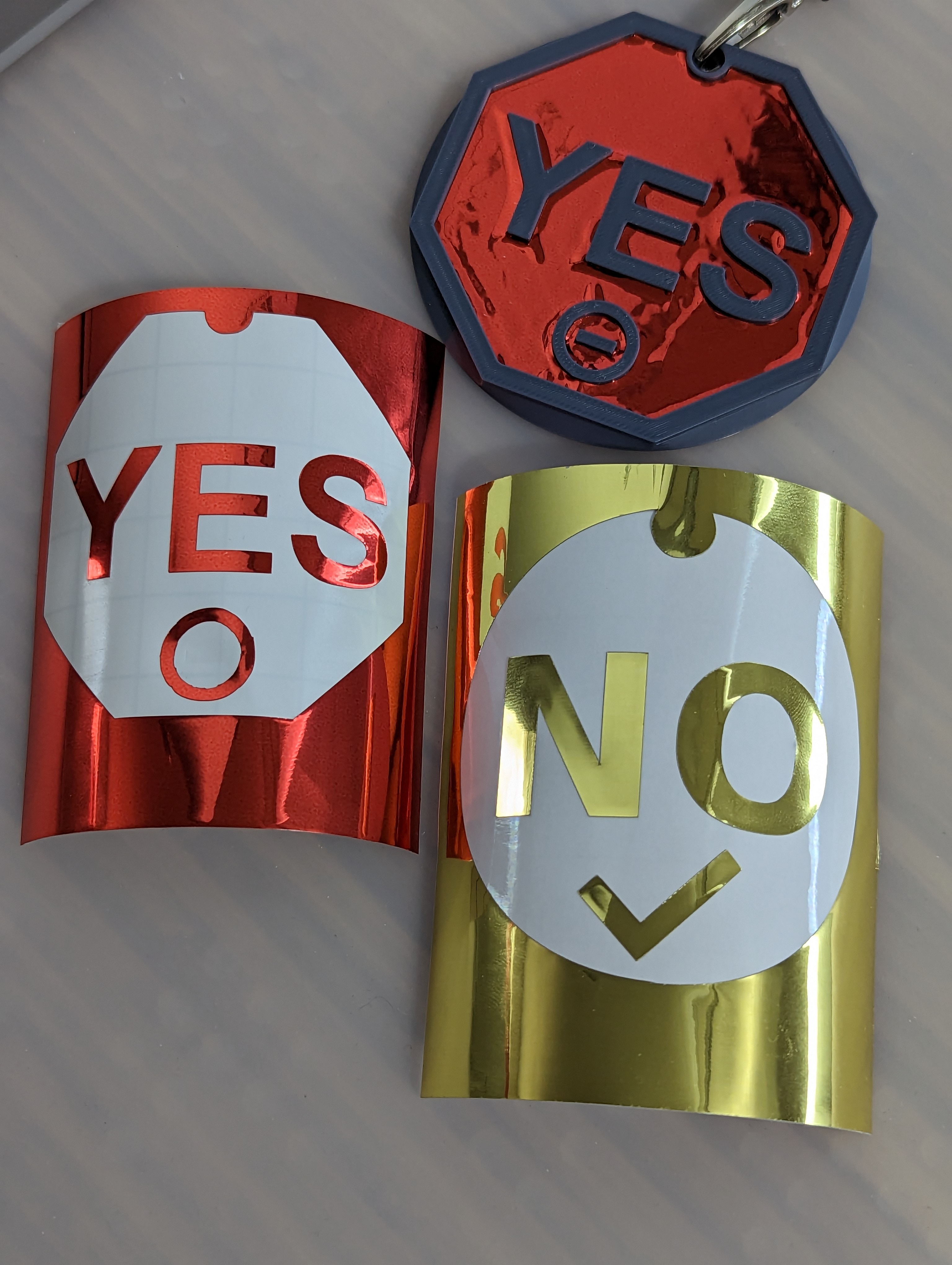 Mixed Signals Medallion by Xtagon | Download free STL model ...