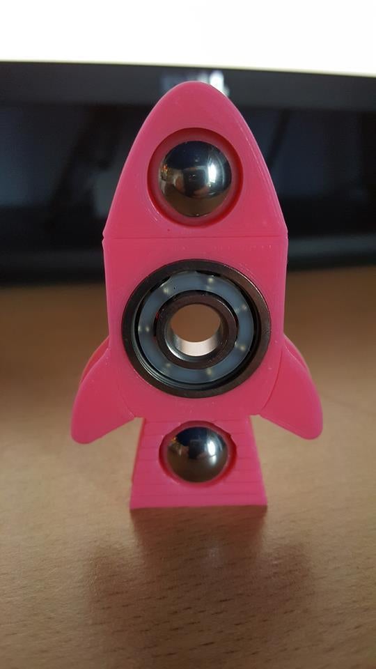 Space Ship Spinner by defsdoor | Download free STL model | Printables.com