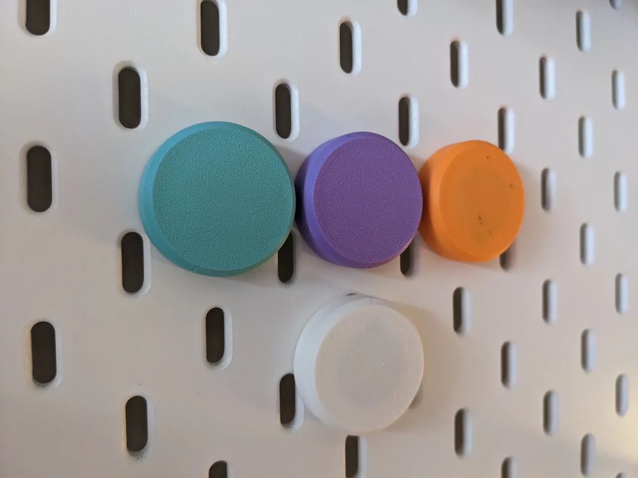 Skadis Magnet Puck by NsN | Download free STL model | Printables.com