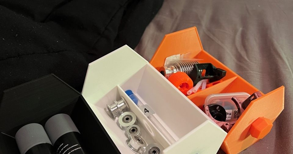 Insets Hexabox (modular and interlocking storage system) by Tony,H ...