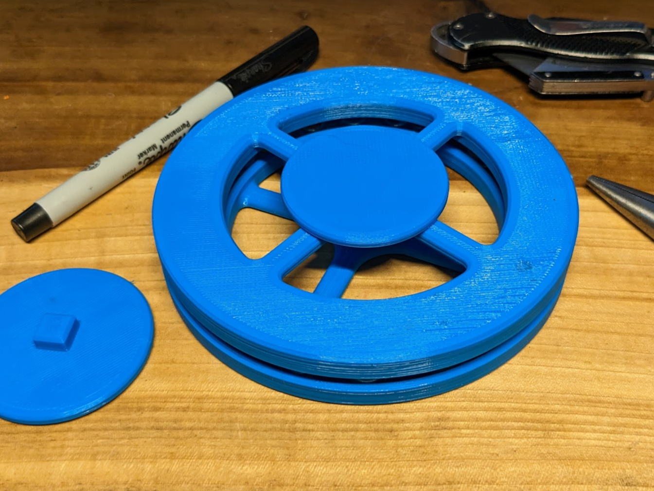 Lazy Susan Spool Holder by jbaekey | Download free STL model ...