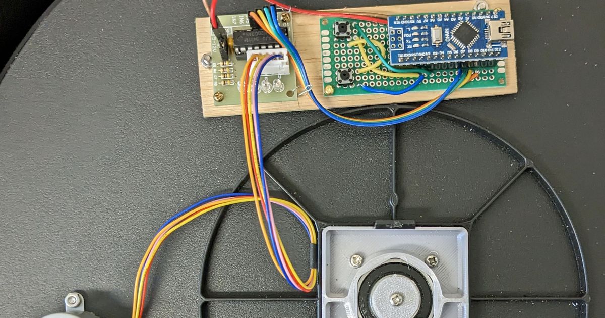 Wandering Hour Clock with Stepper Motor od autora David Stern ...