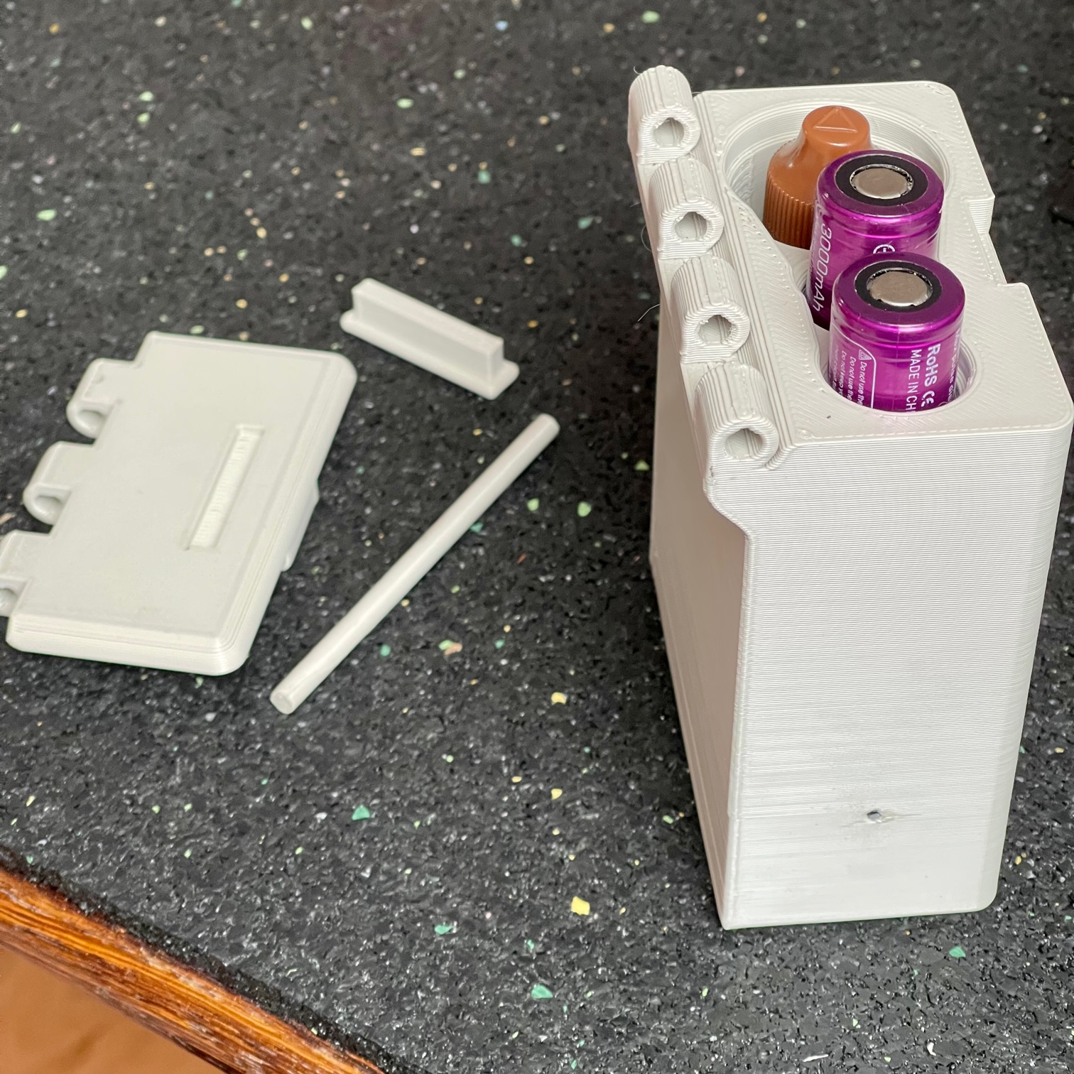Vapers spare box - perfect for the car by vmLOGIC | Download free STL ...