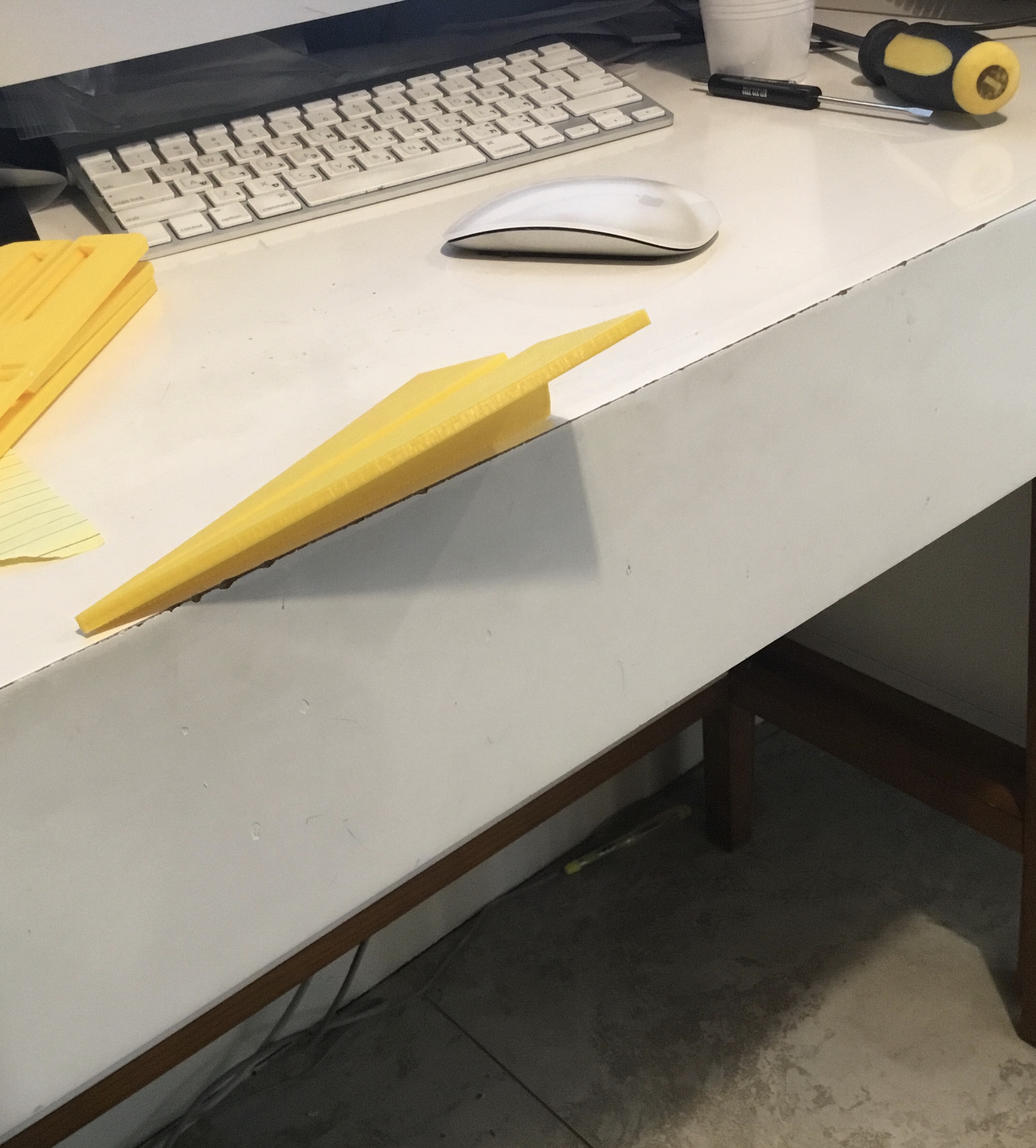 basic paper airplane (print in place) by Levy Guttman | Download free ...