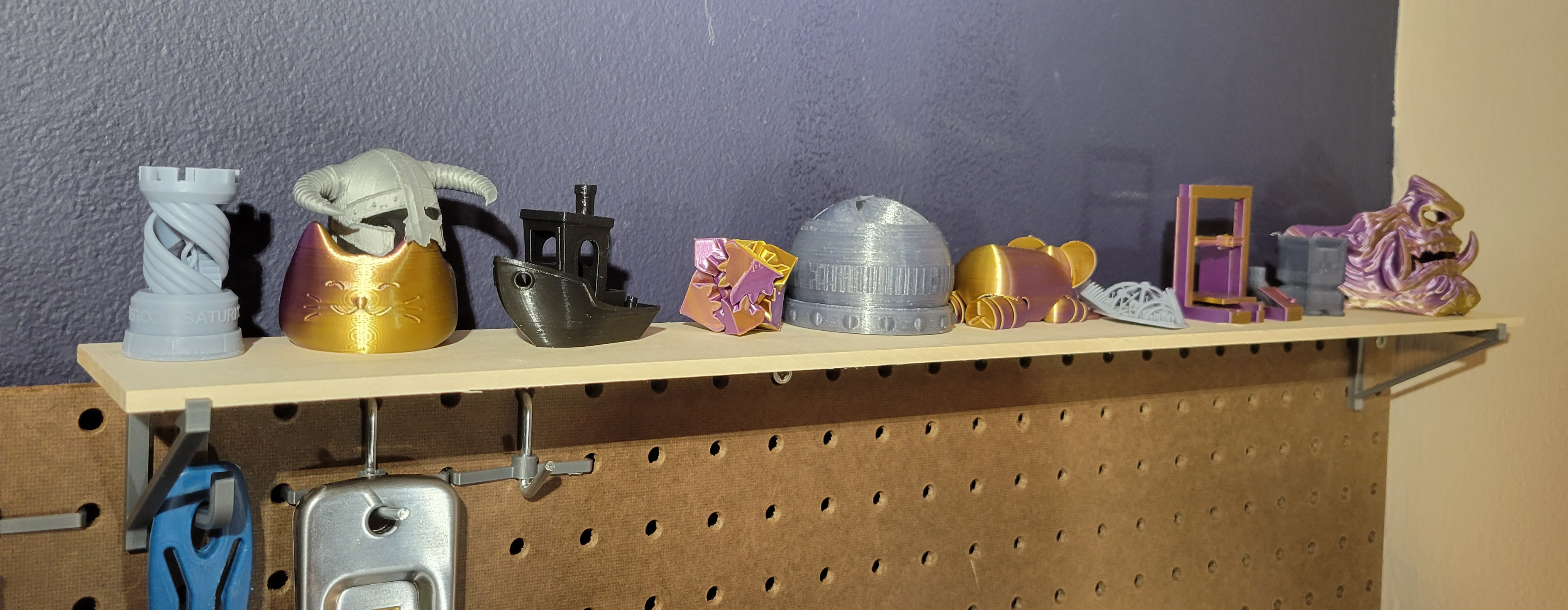 Customizable shelf brackets for pegboard top edge by ryzellon ...