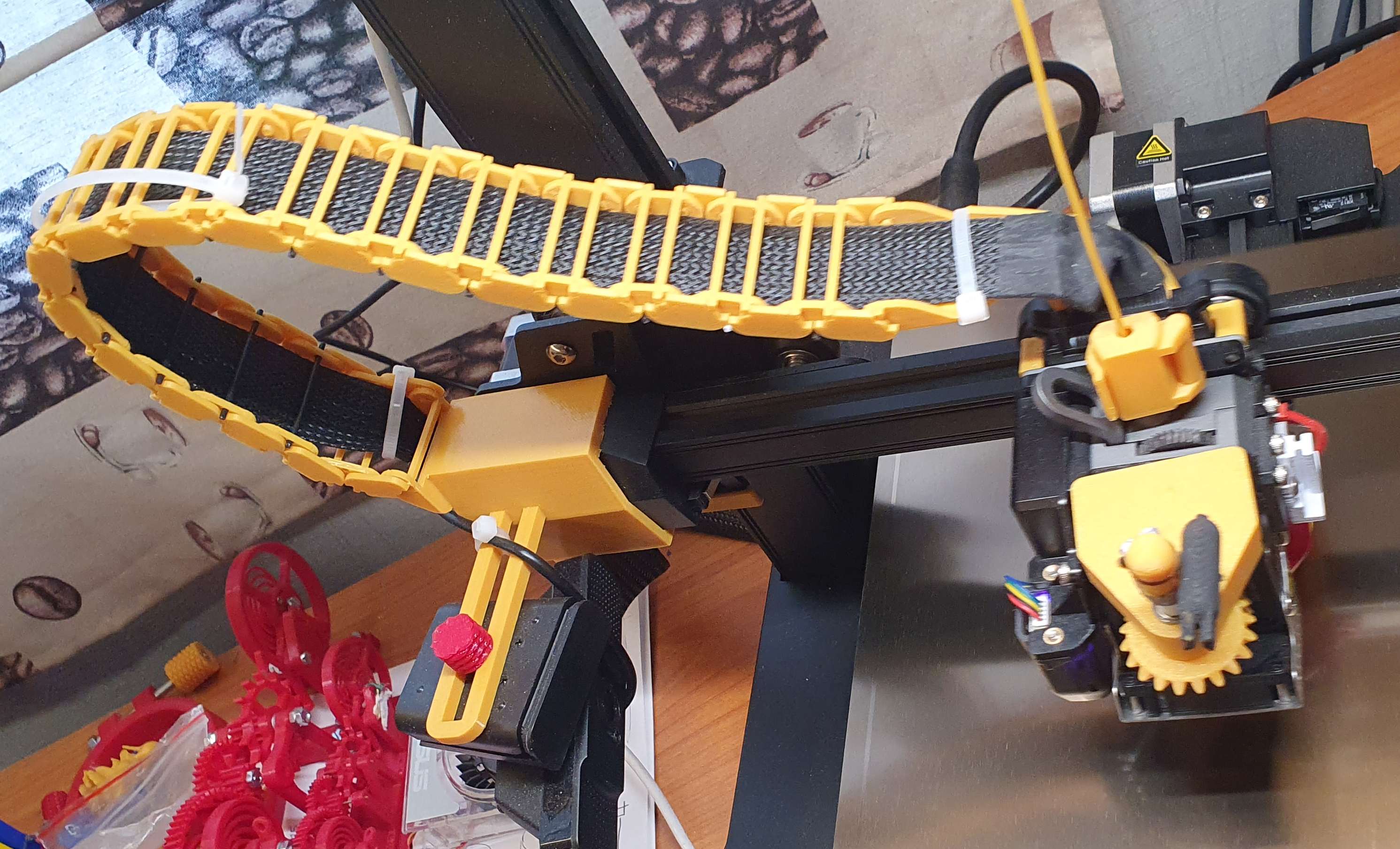 Webcam & Dragchain by Nn | Download free STL model | Printables.com