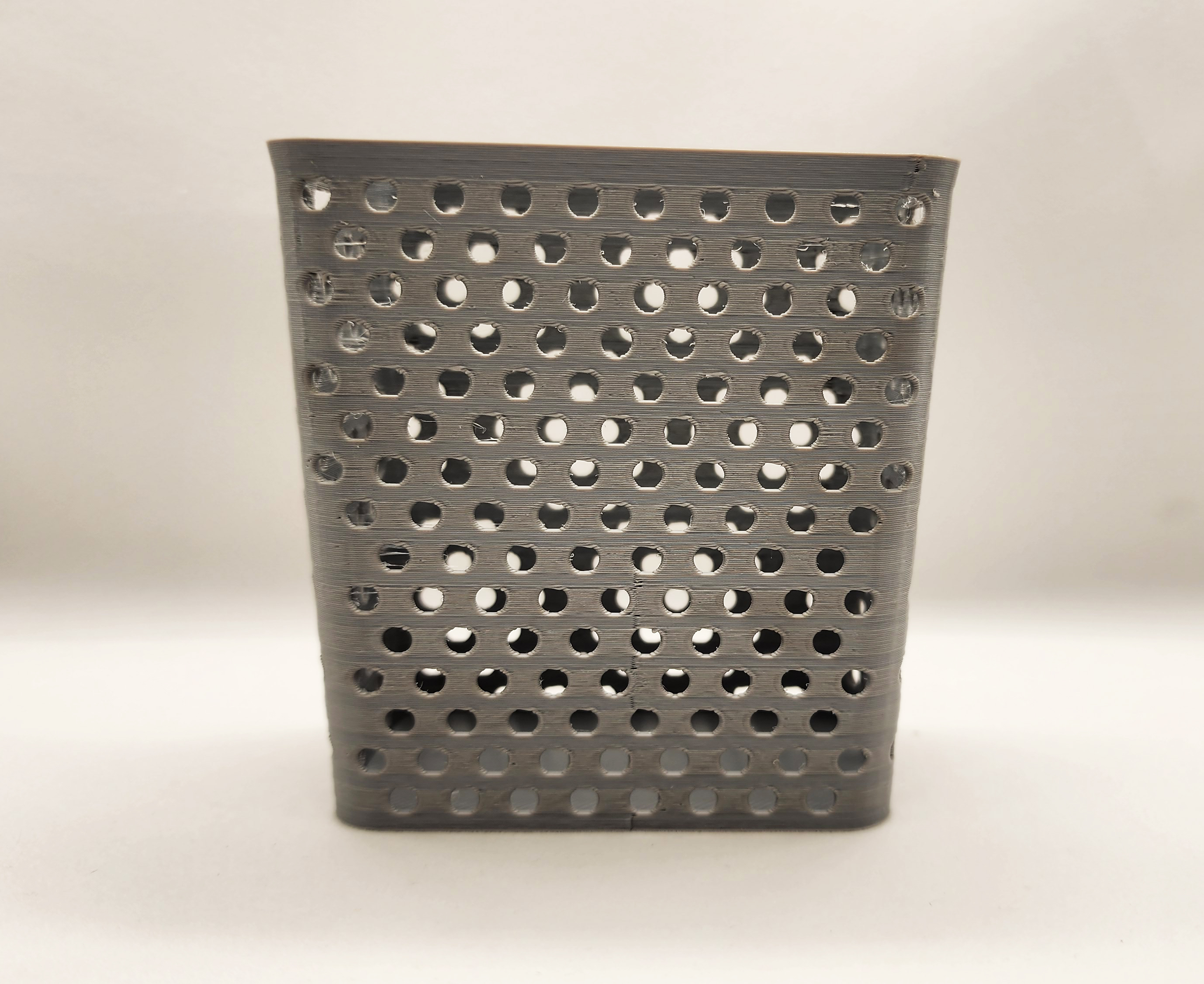 Laundry Hamper Caddy by Triple G Workshop | Download free STL model ...