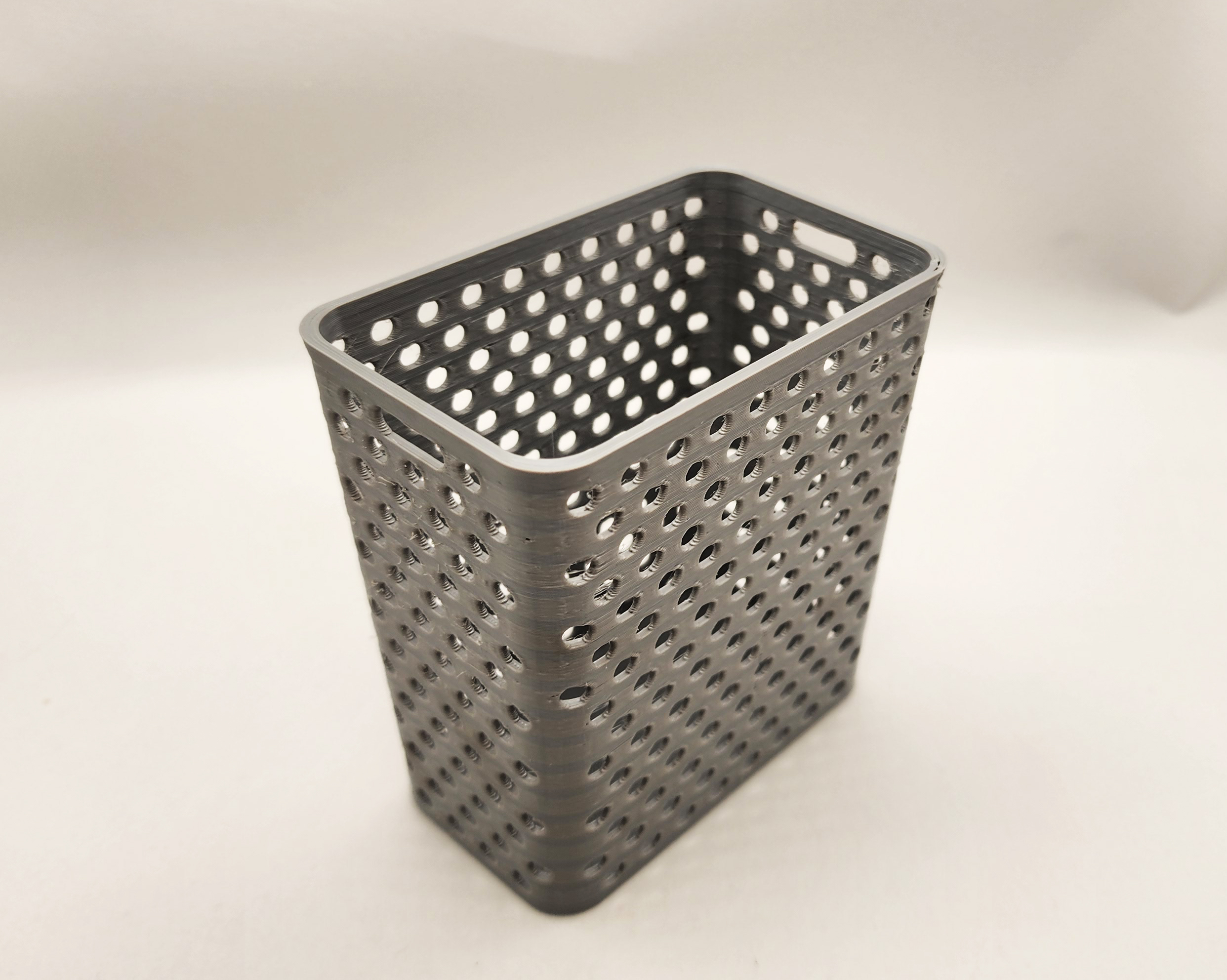 Laundry Hamper Caddy by Triple G Workshop | Download free STL model ...