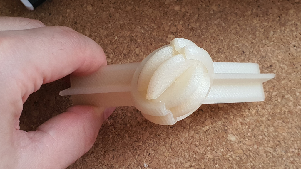 Clip-On-2DOF-Joint Experiment (no torsion) by mechadense | Download ...